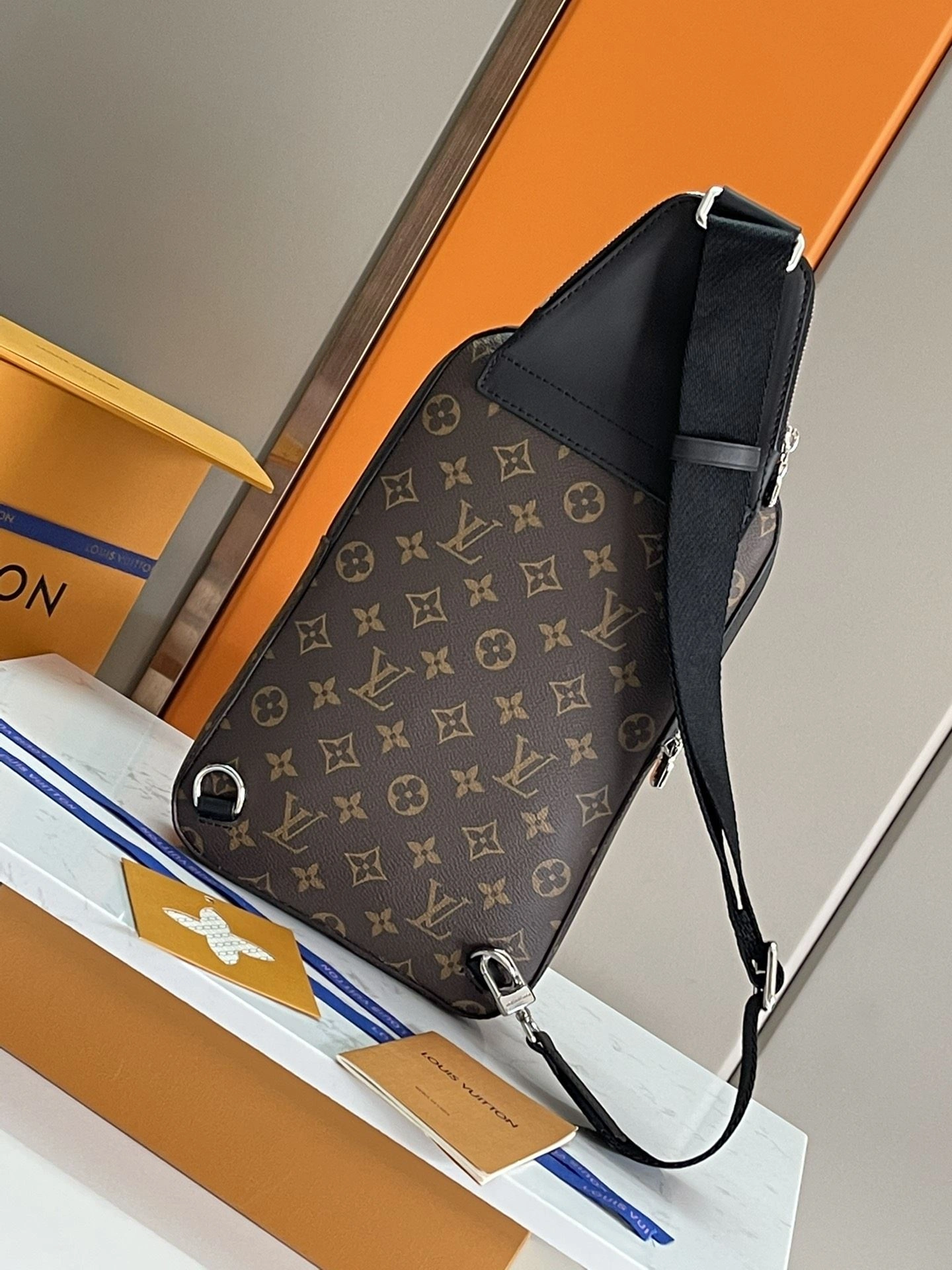 Accurate model Mens Louis Vuitton Waist Chest Packs