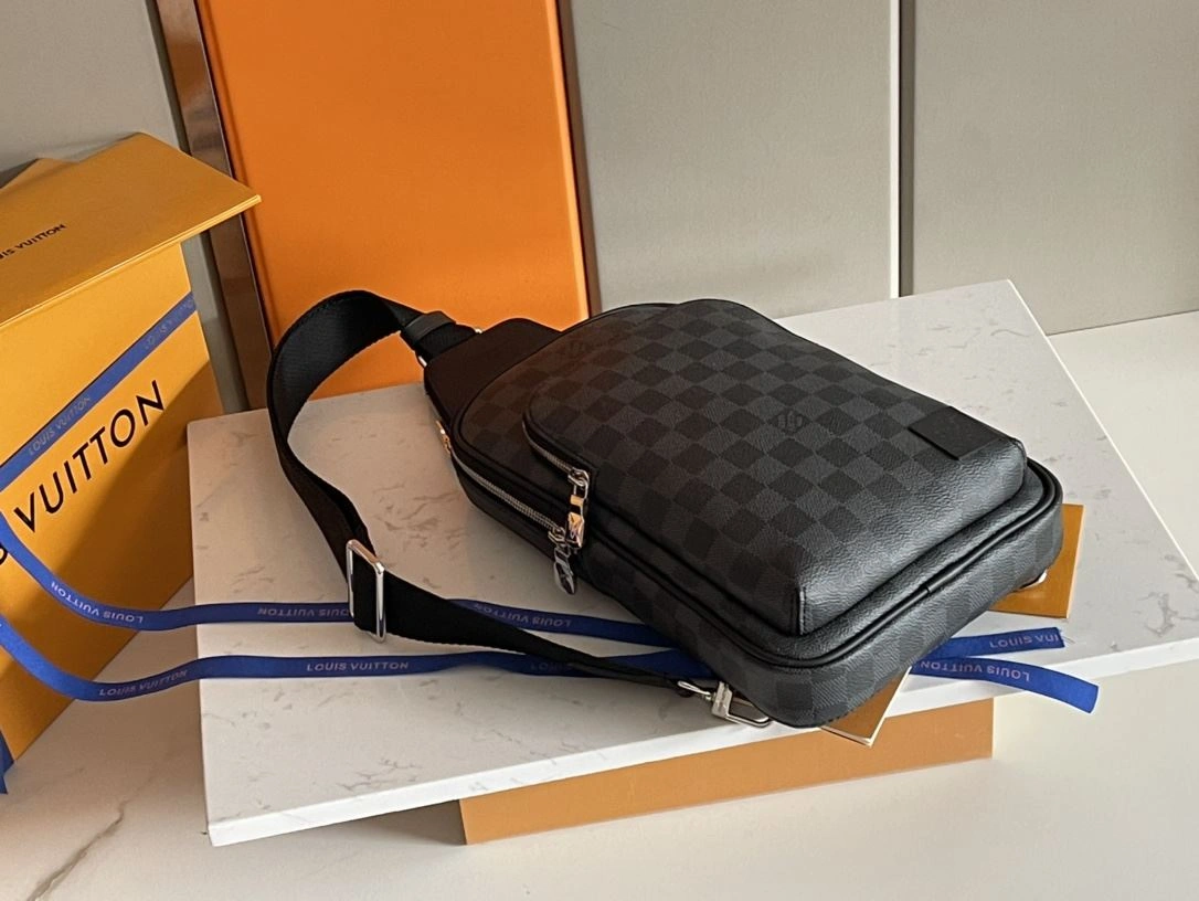 Mirror quality Mens Louis Vuitton Waist Chest Packs