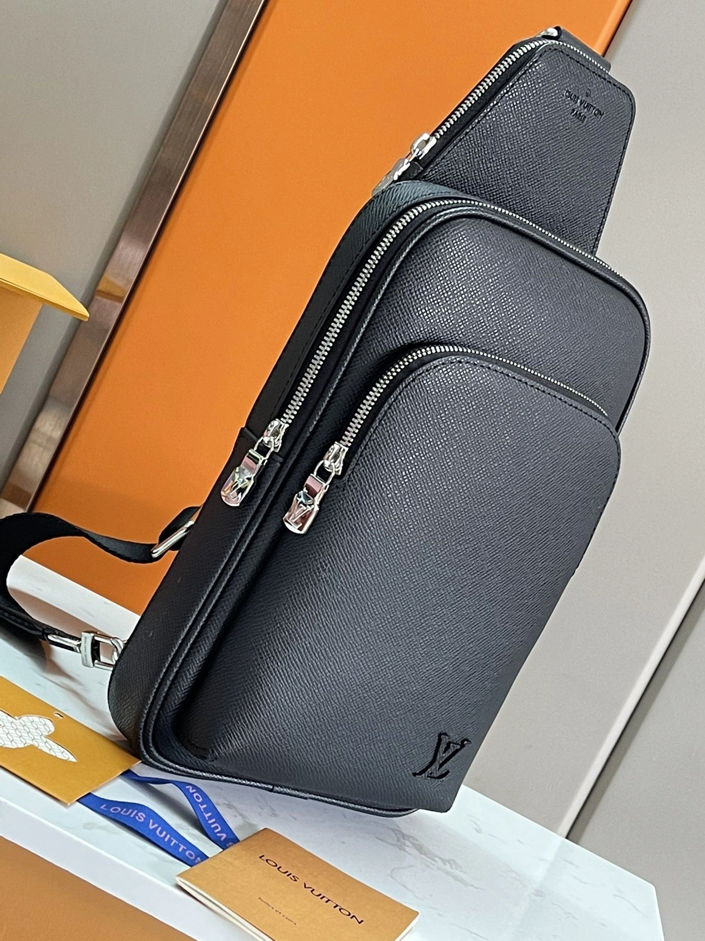 High accuracy Mens Louis Vuitton Waist Chest Packs