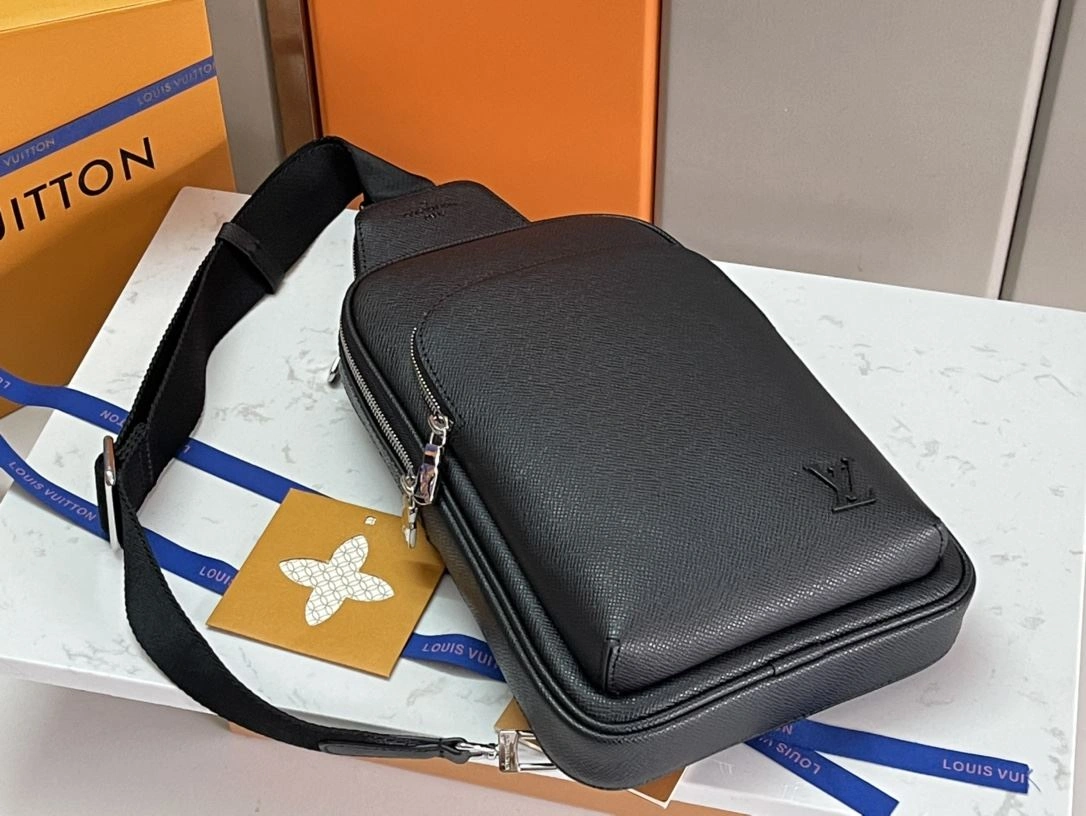 High accuracy Mens Louis Vuitton Waist Chest Packs
