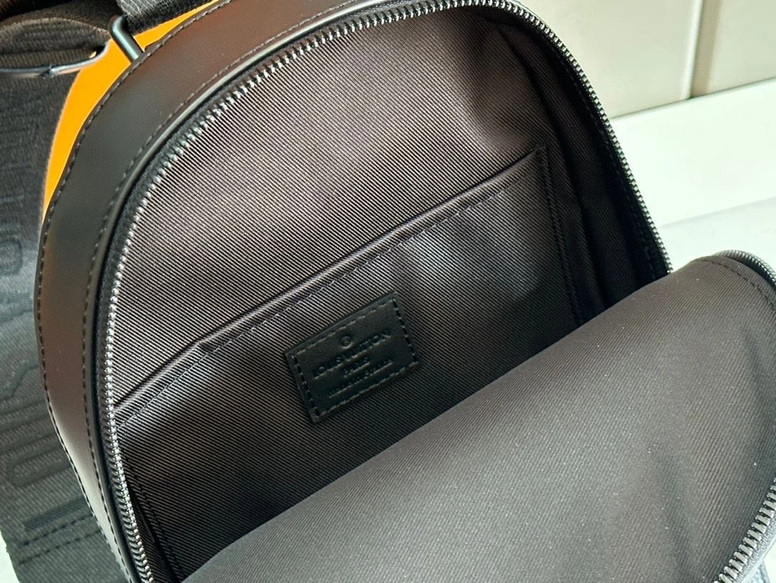 Precise copy Mens Louis Vuitton Waist Chest Packs