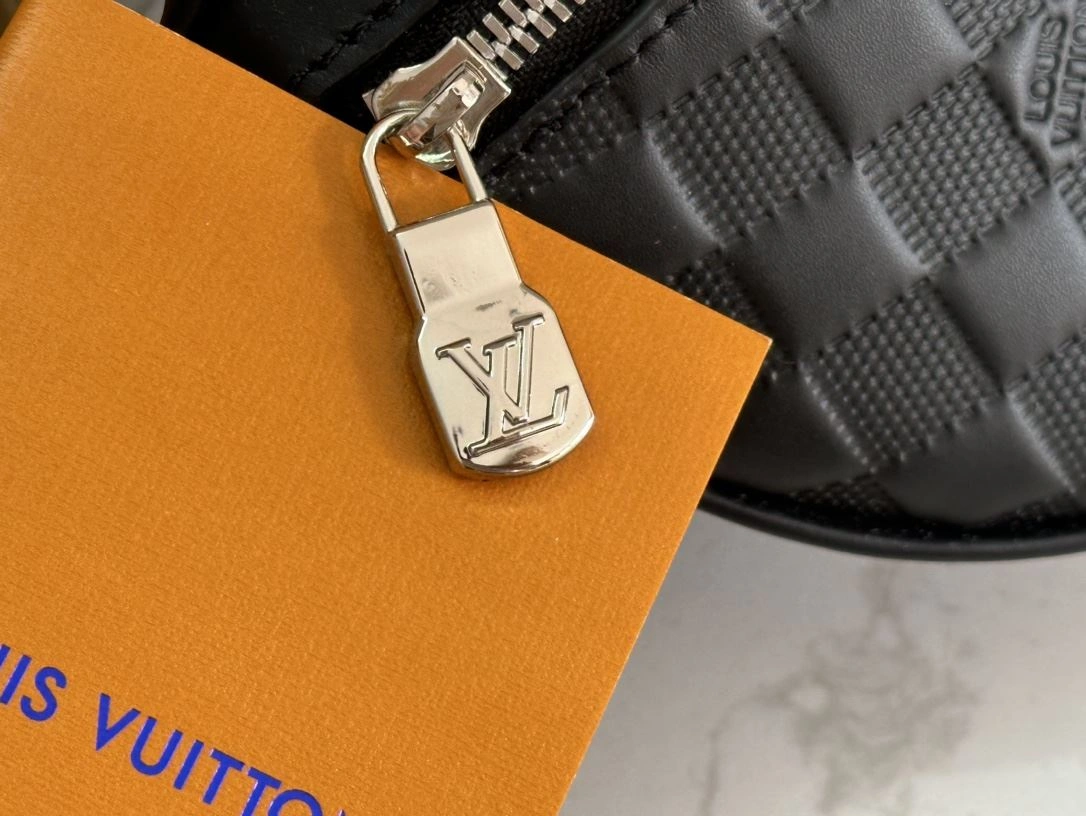 Affordable Mens Louis Vuitton Waist Chest Packs
