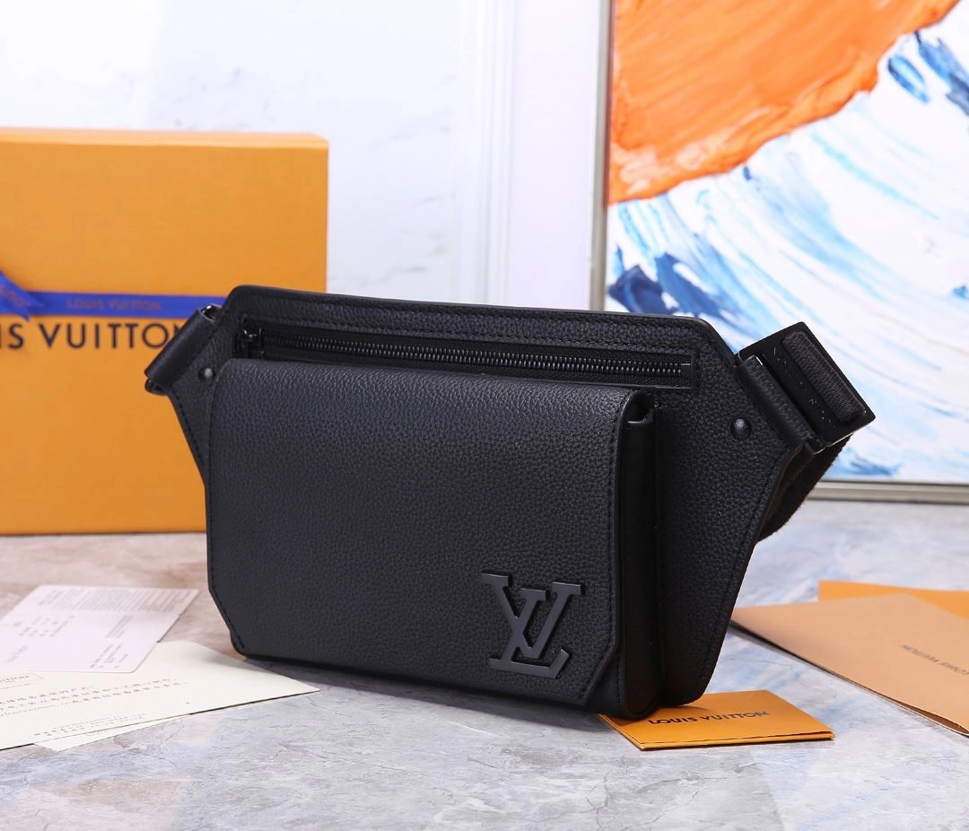 Factory-made Mens Louis Vuitton Waist Chest Packs