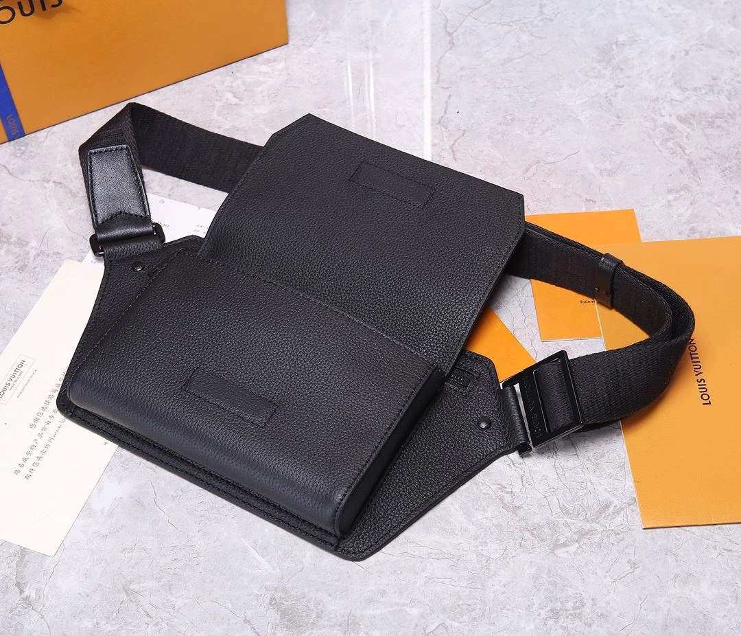 Factory-made Mens Louis Vuitton Waist Chest Packs