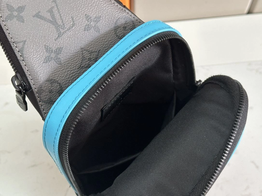 Bargain Mens Louis Vuitton Waist Chest Packs