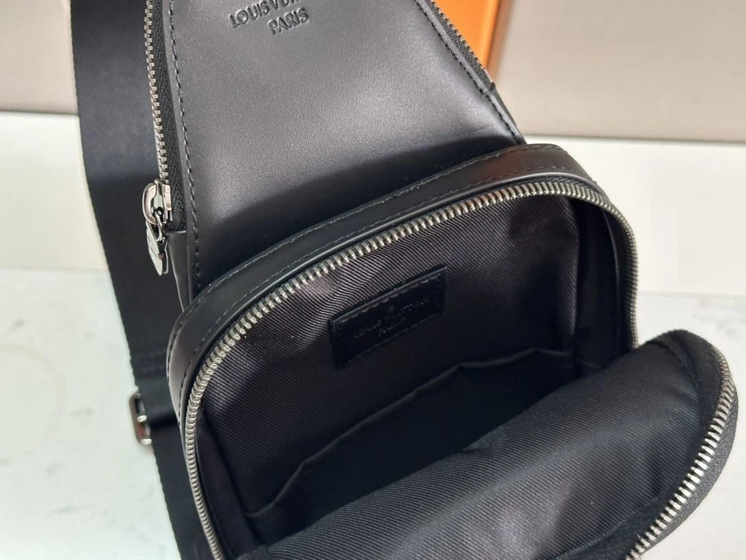 Bargain Mens Louis Vuitton Waist Chest Packs