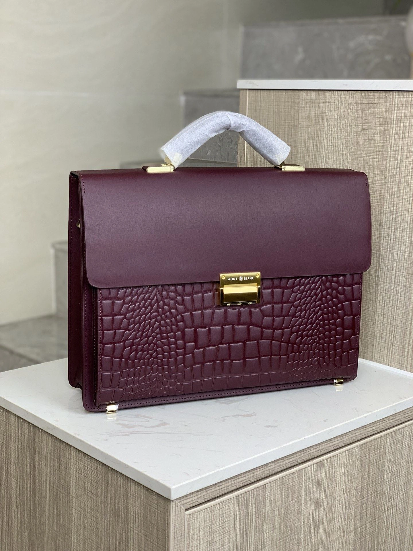 High fidelity Mens Montblanc Briefcases