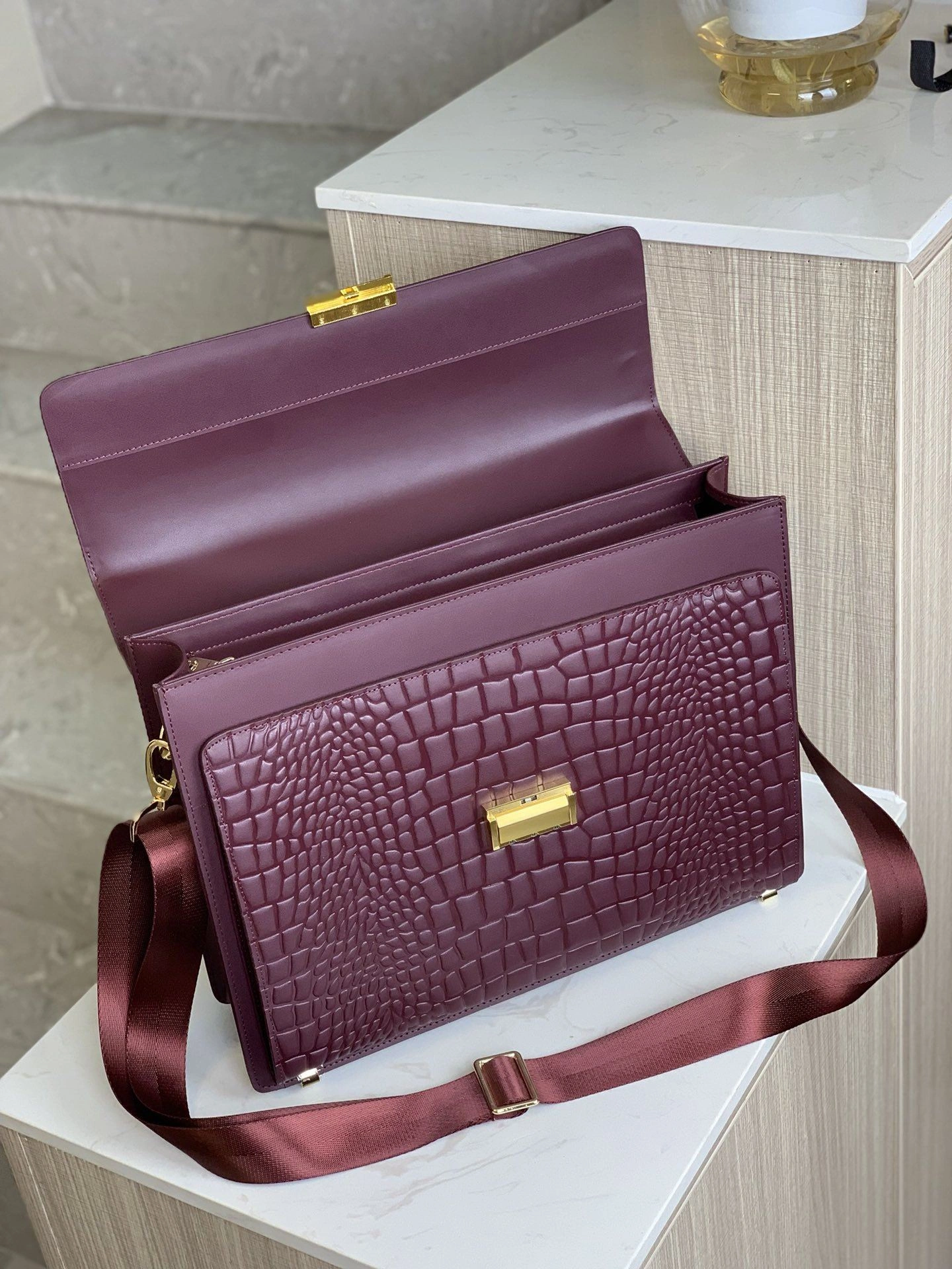 High fidelity Mens Montblanc Briefcases