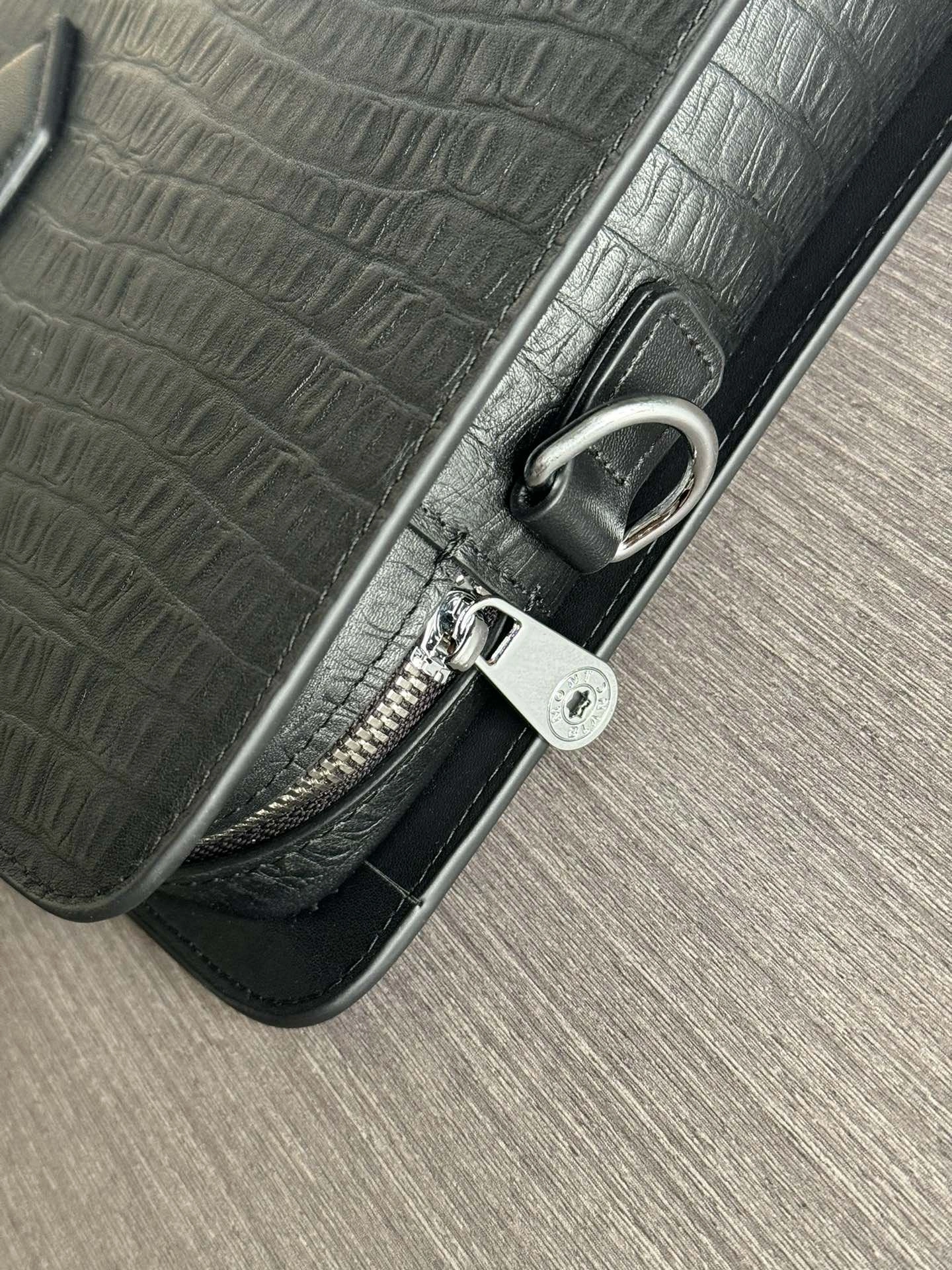 High fidelity Mens Montblanc Briefcases