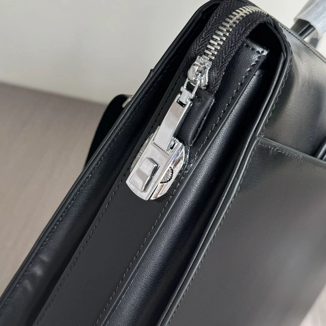 Discounted Mens Montblanc Briefcases