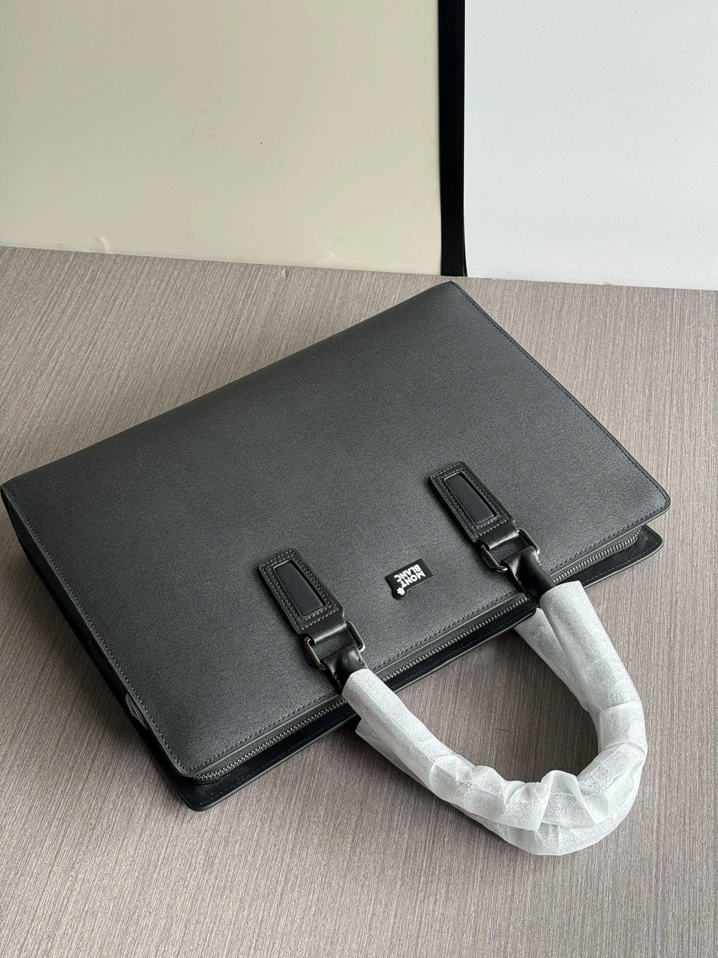 Budget-friendly Mens Montblanc Briefcases
