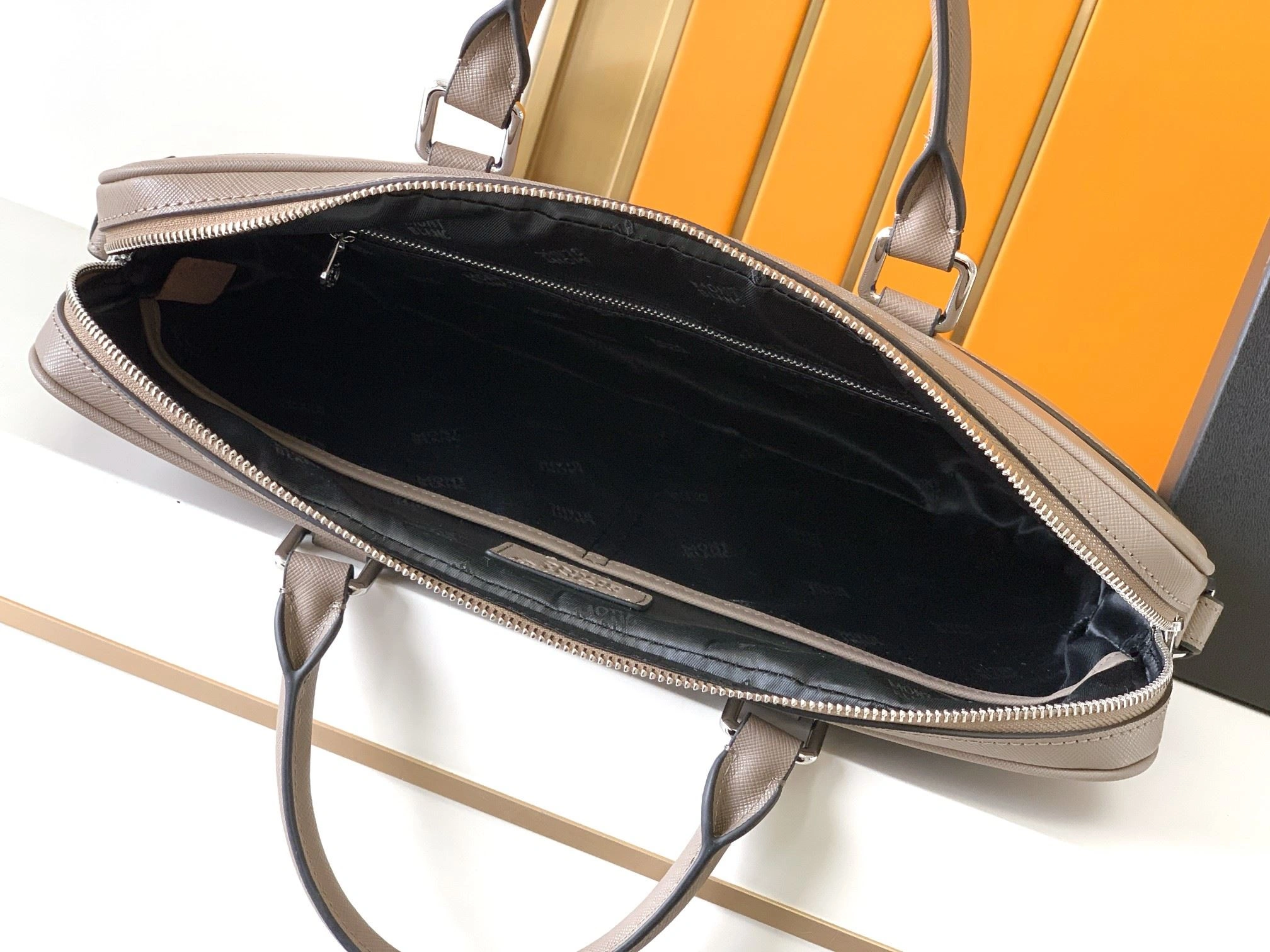 Low-cost Mens Montblanc Briefcases