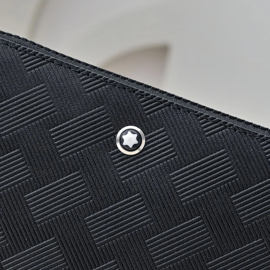 Reasonably priced Mens Montblanc Clutch Bags
