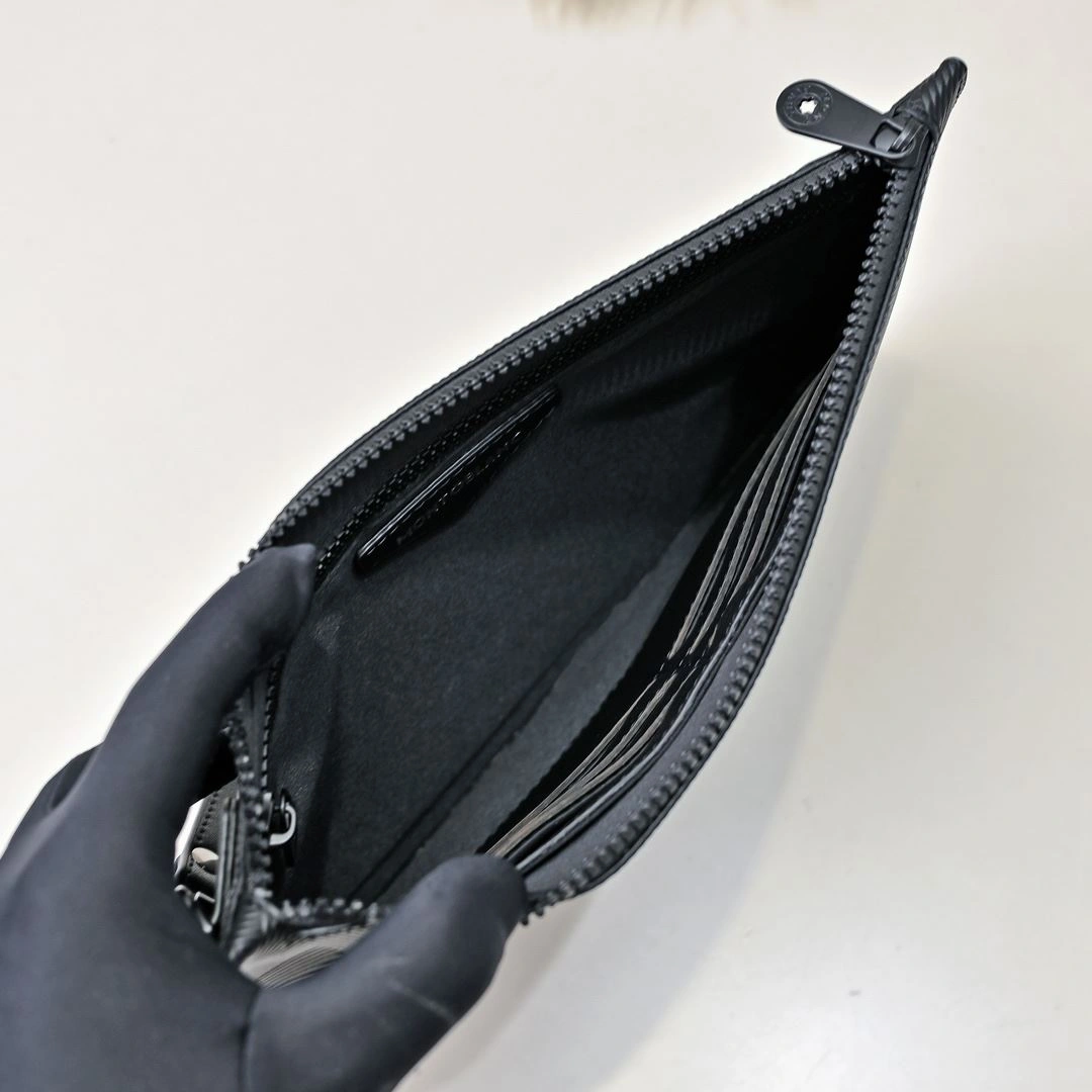 Reasonably priced Mens Montblanc Clutch Bags
