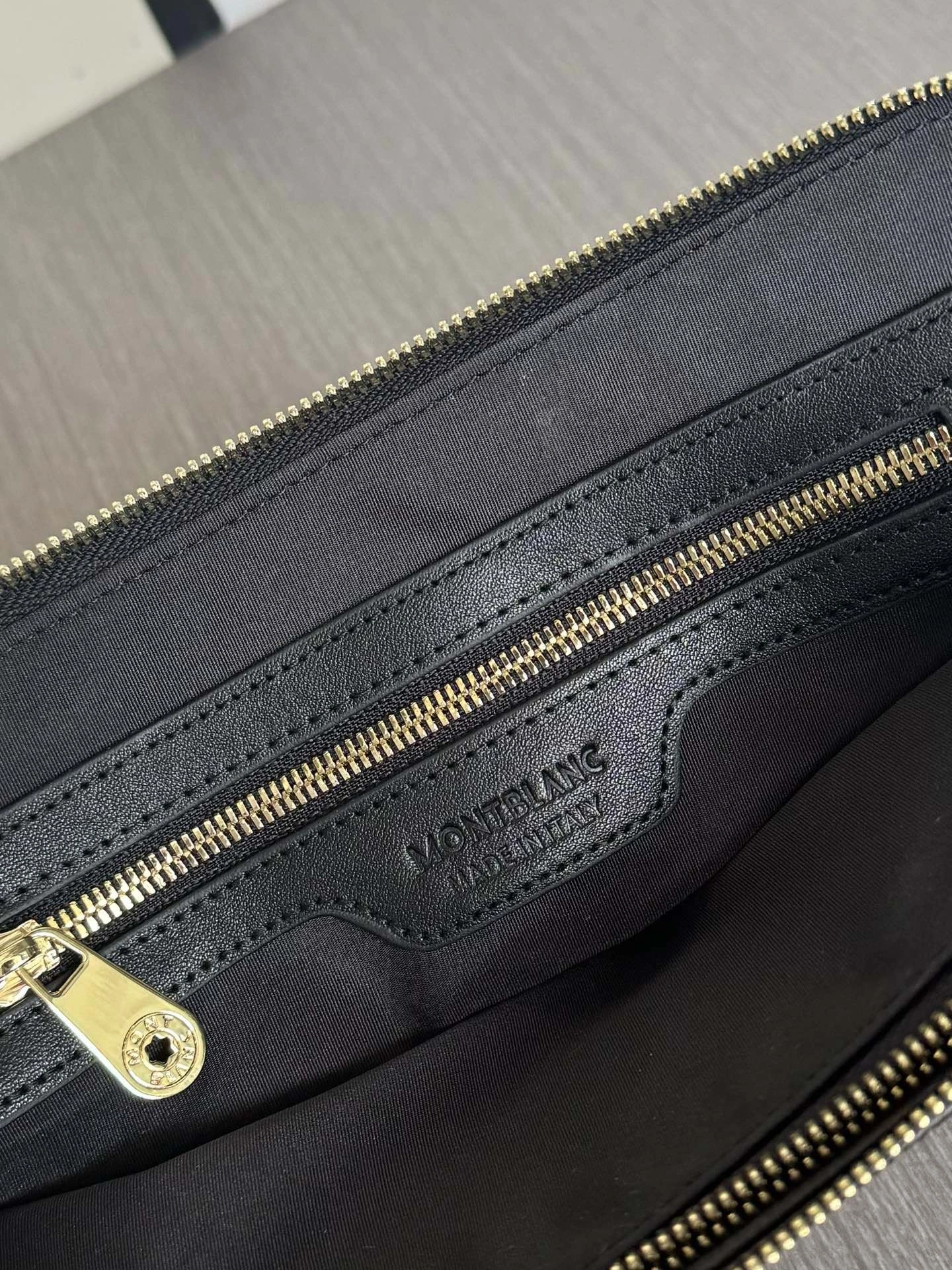 Precise copy Mens Montblanc Clutch Bags