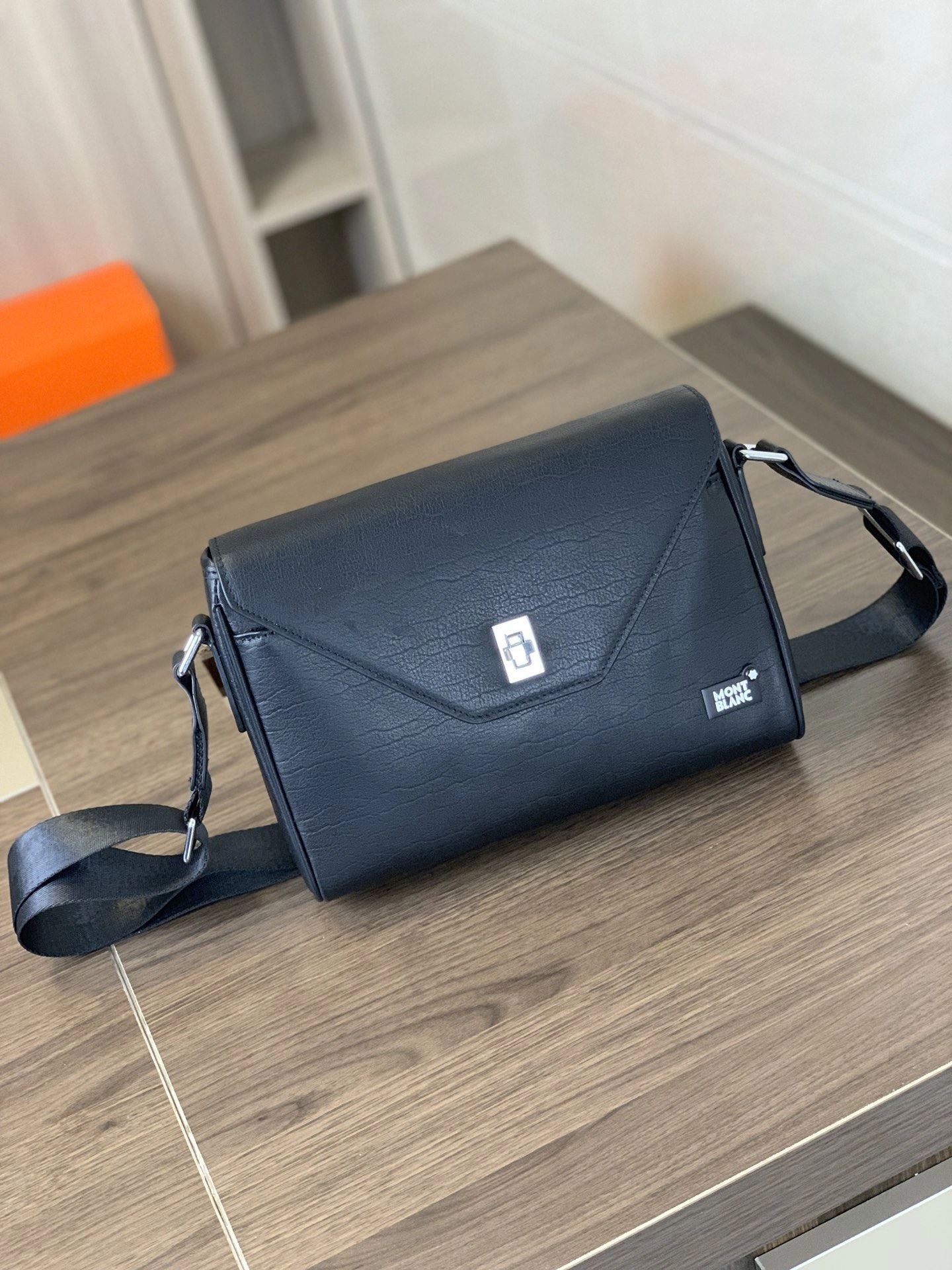 1:1 copy Mens Montblanc Satchel Bags