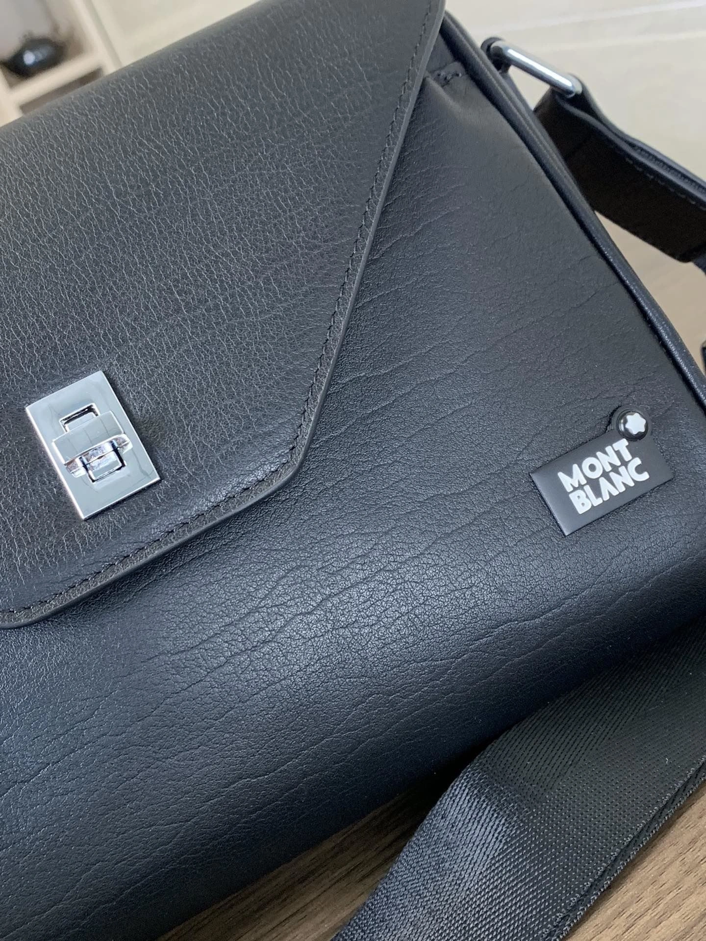 1:1 copy Mens Montblanc Satchel Bags