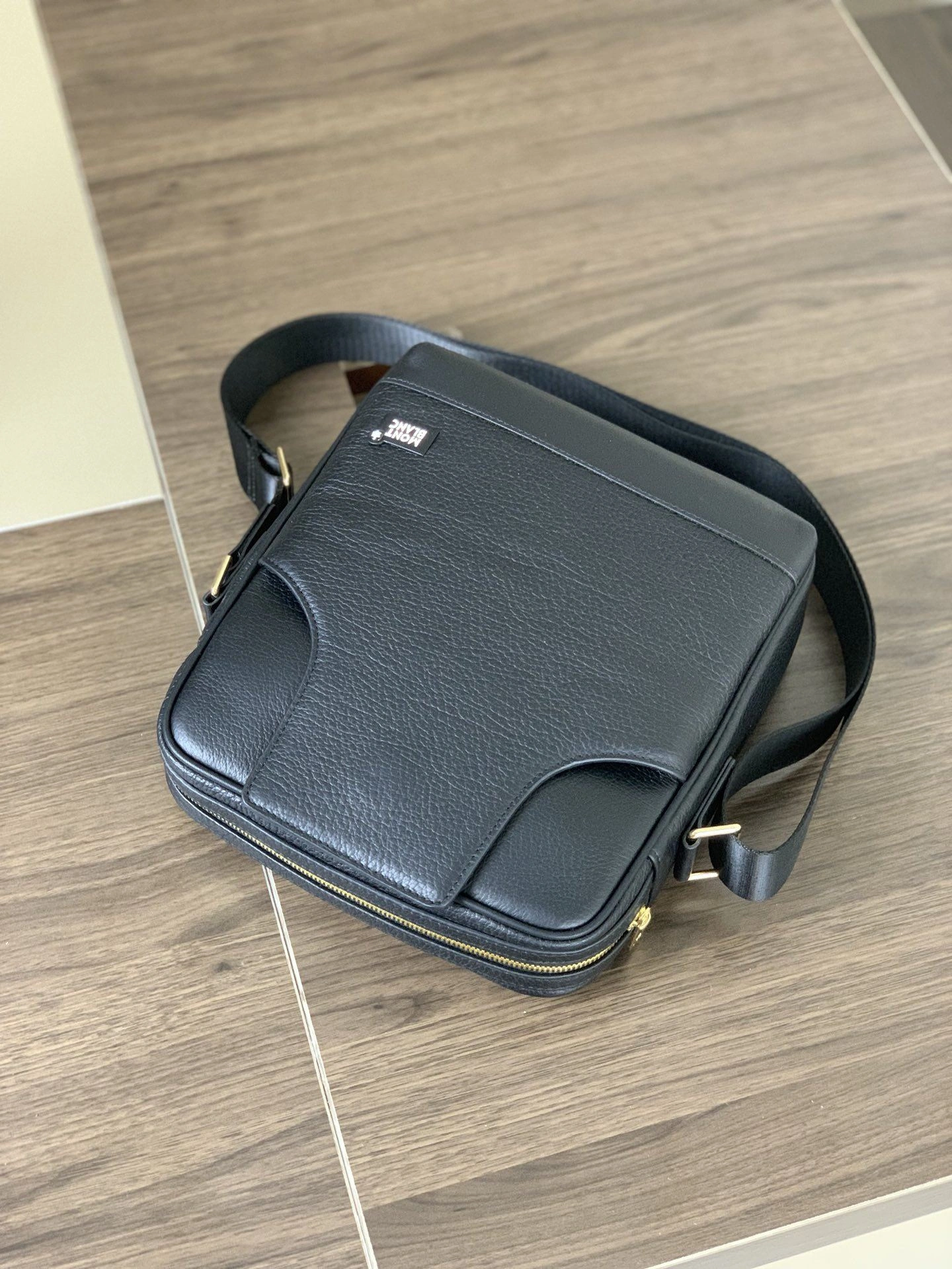 Legit Mens Montblanc Satchel Bags
