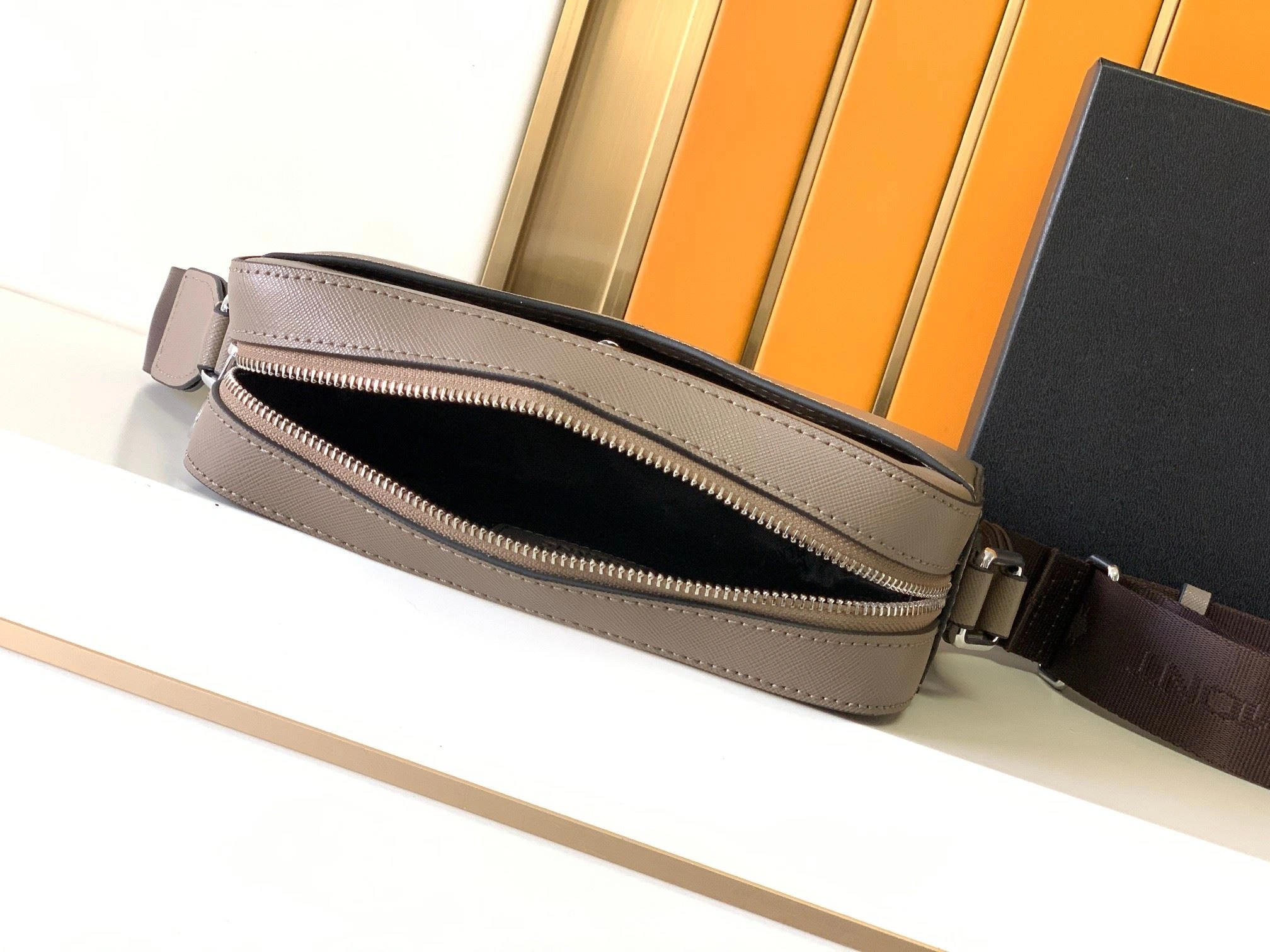 Accurate model Mens Montblanc Satchel Bags