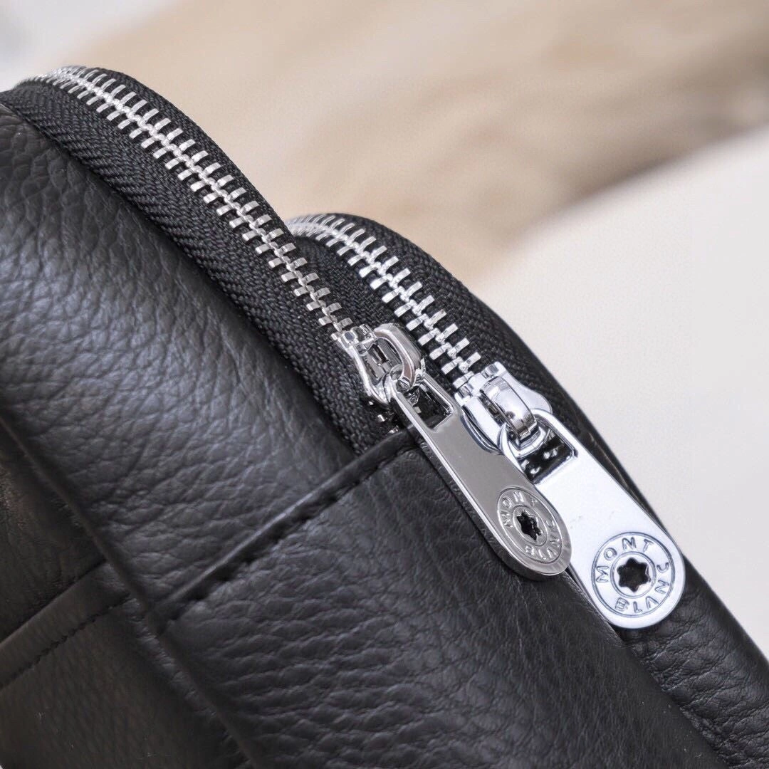 Accurate model Mens Montblanc Waist Chest Packs