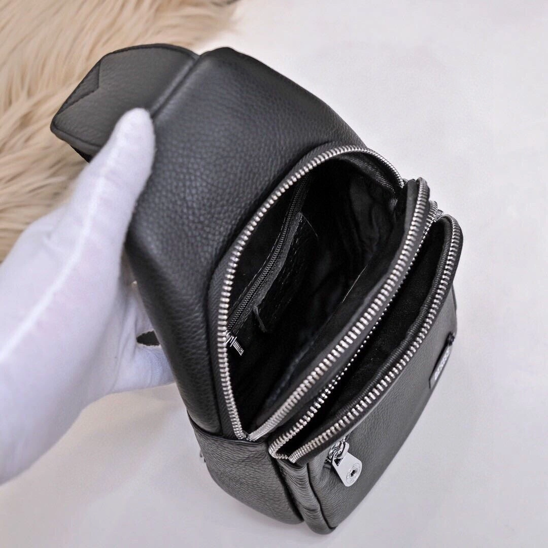 Accurate model Mens Montblanc Waist Chest Packs