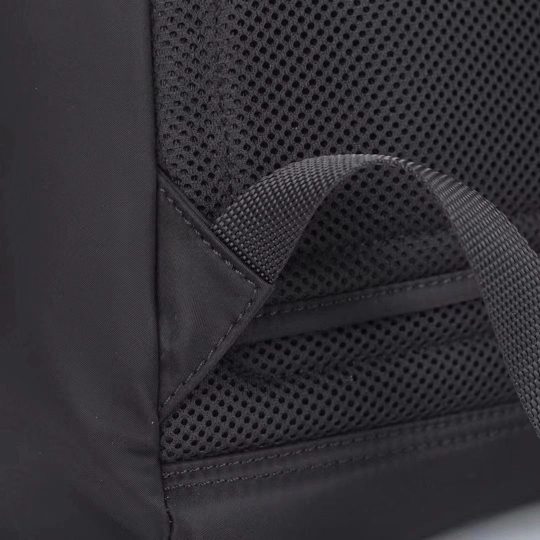 Top mirror Mens Prada Backpacks