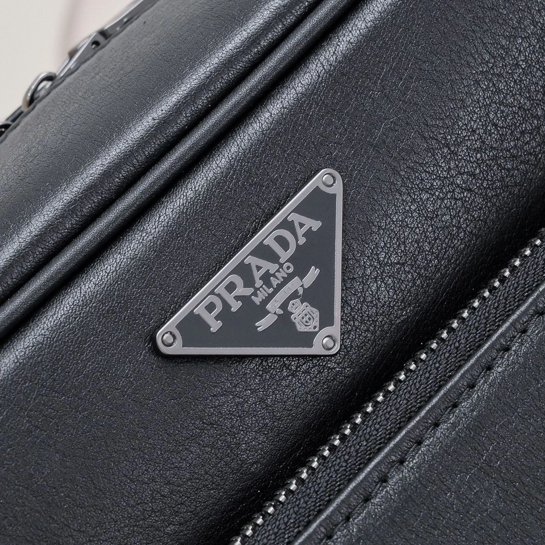 Bargain Mens Prada Backpacks