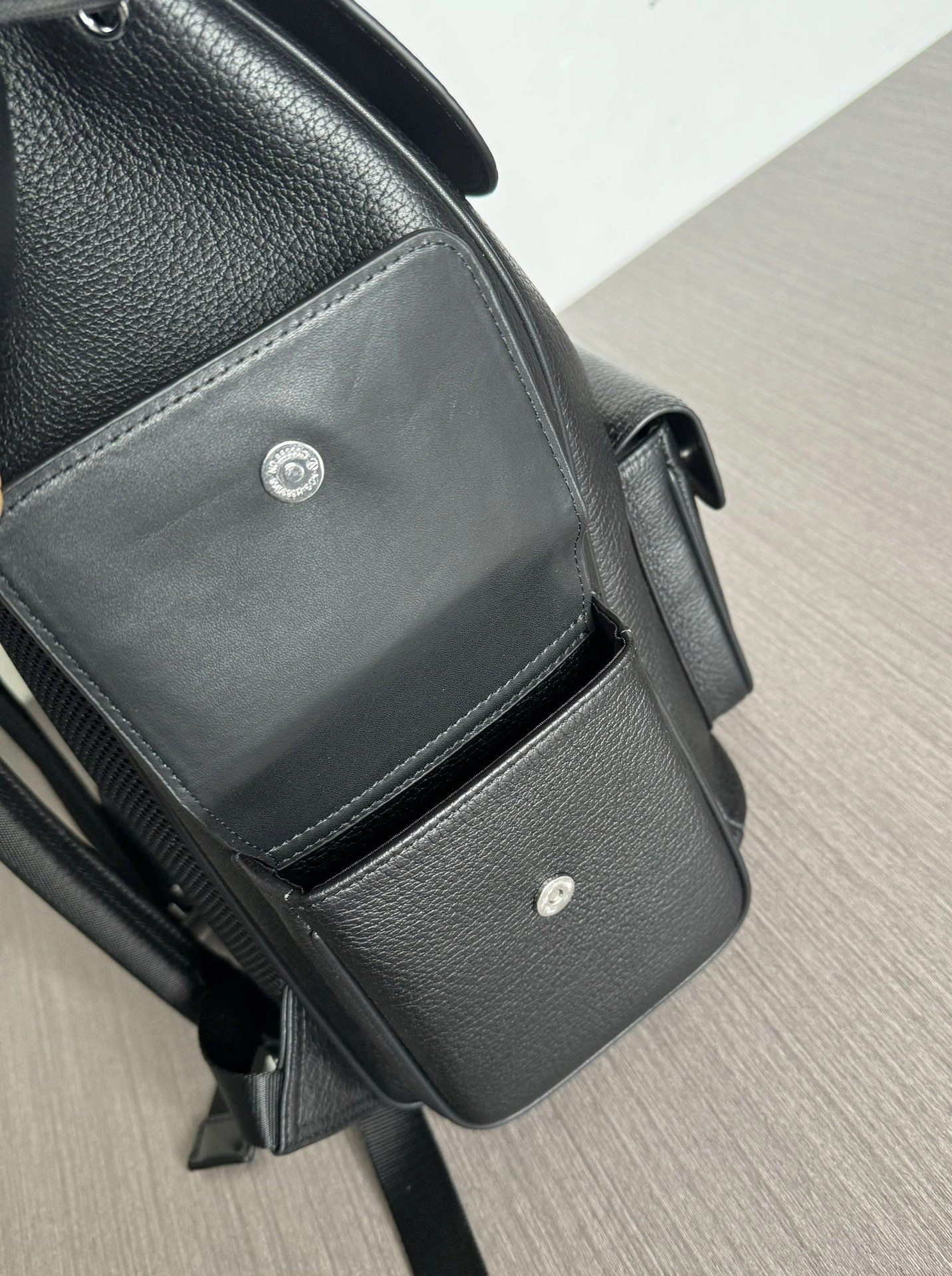 Brand-authenticated Mens Prada Backpacks