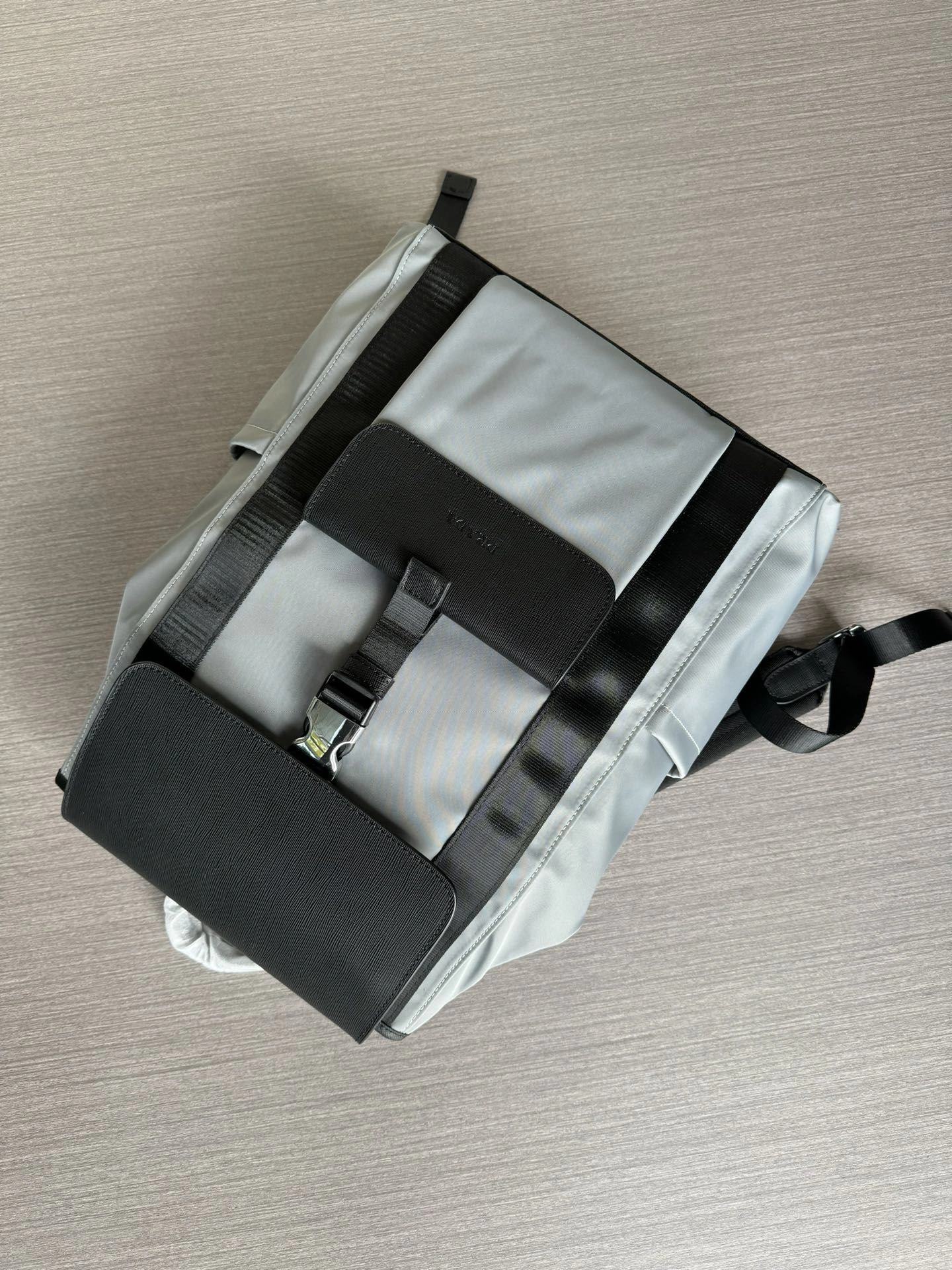Accurate model Mens Prada Backpacks