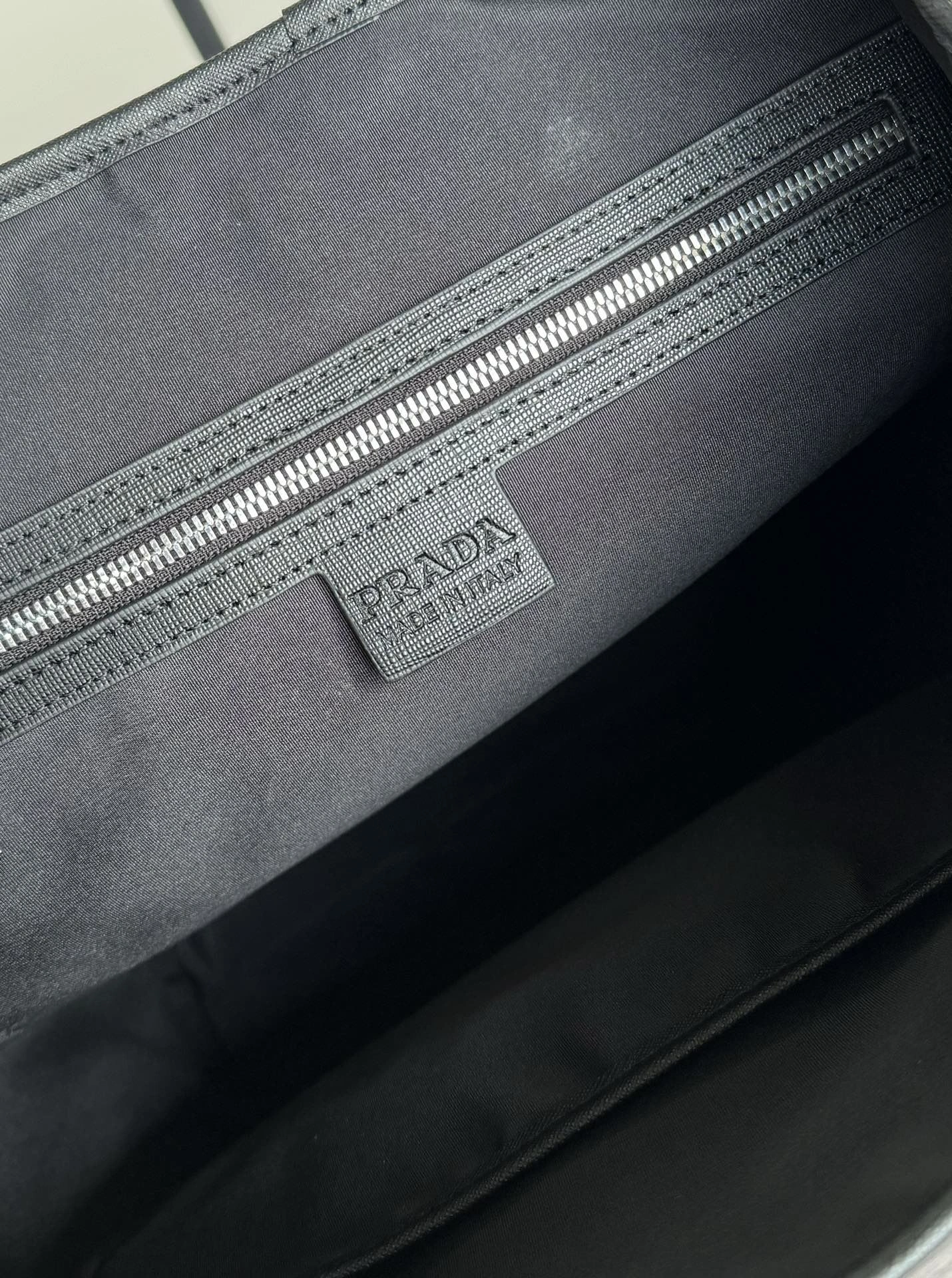 Accurate model Mens Prada Backpacks