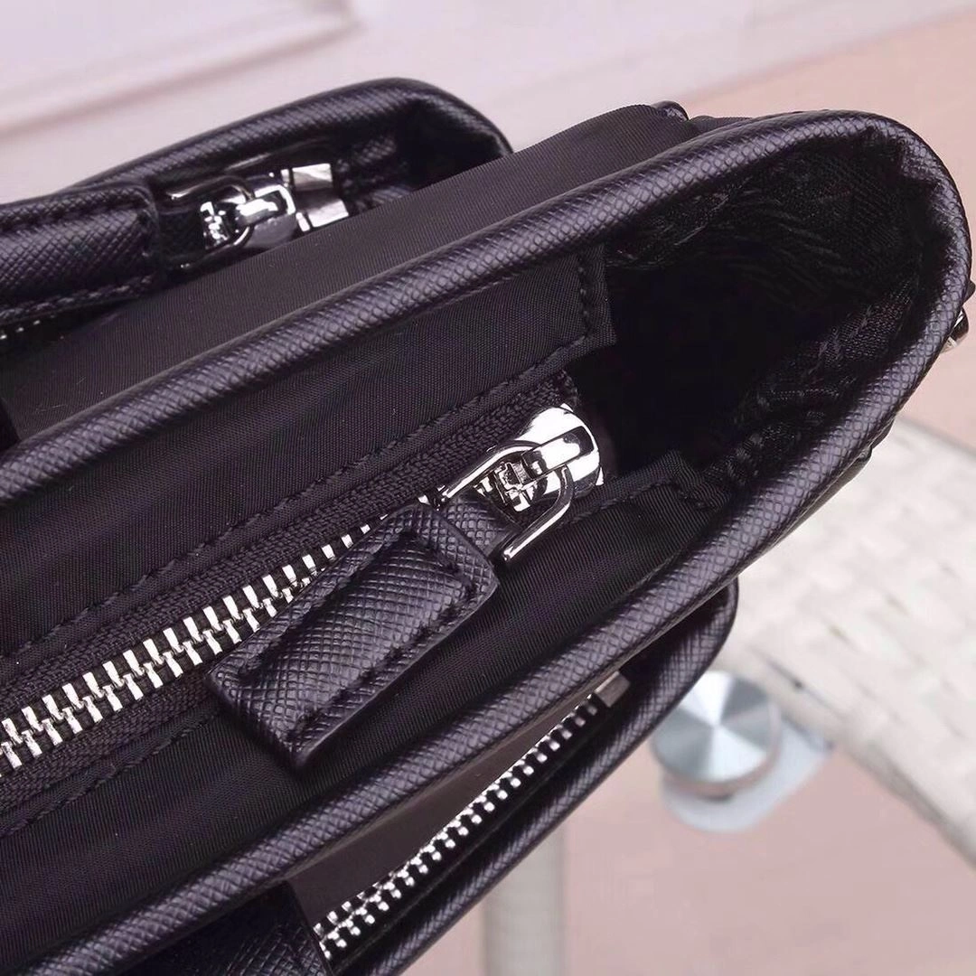 Accurate model Mens Prada Briefcases