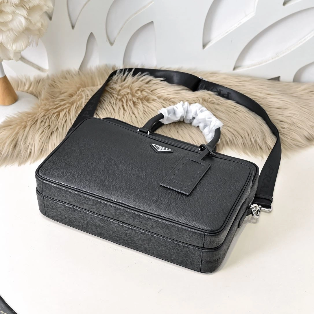 High accuracy Mens Prada Briefcases
