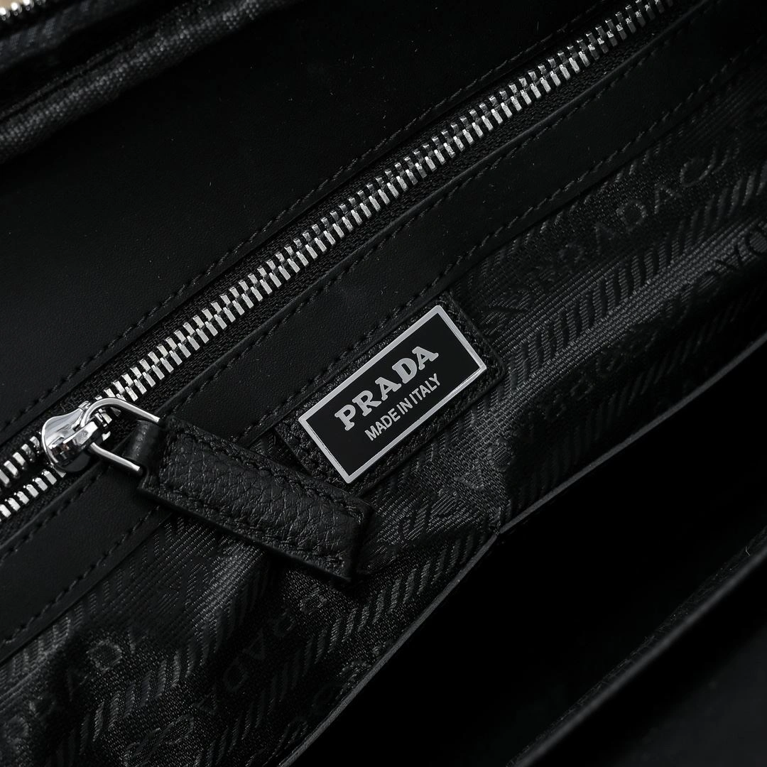 High accuracy Mens Prada Briefcases