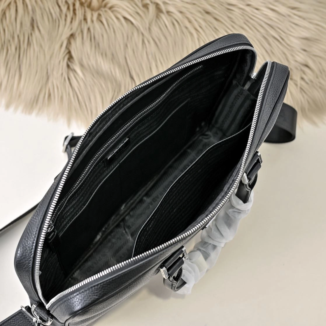 High fidelity Mens Prada Briefcases