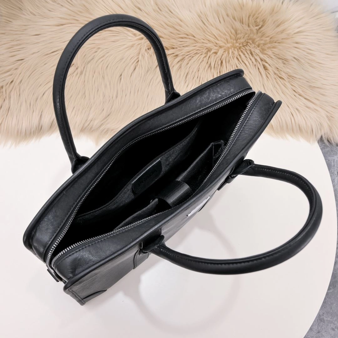 Top mirror Mens Prada Briefcases