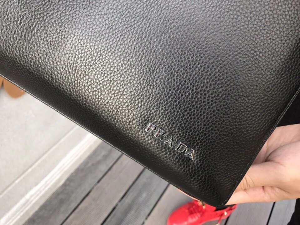 Low-cost Mens Prada Briefcases