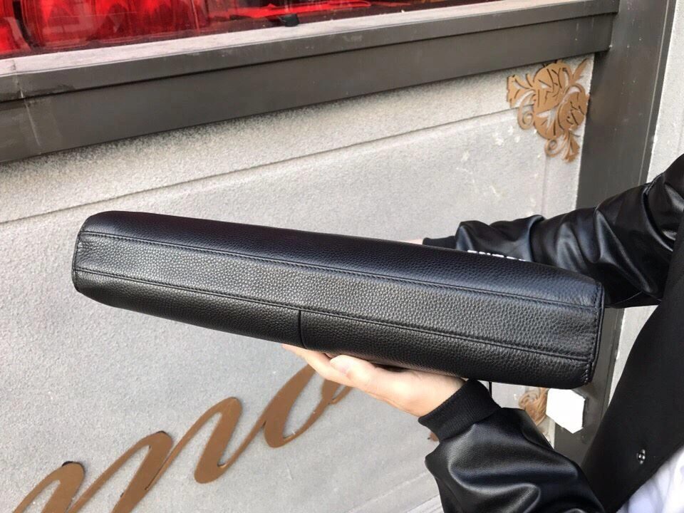 Low-cost Mens Prada Briefcases