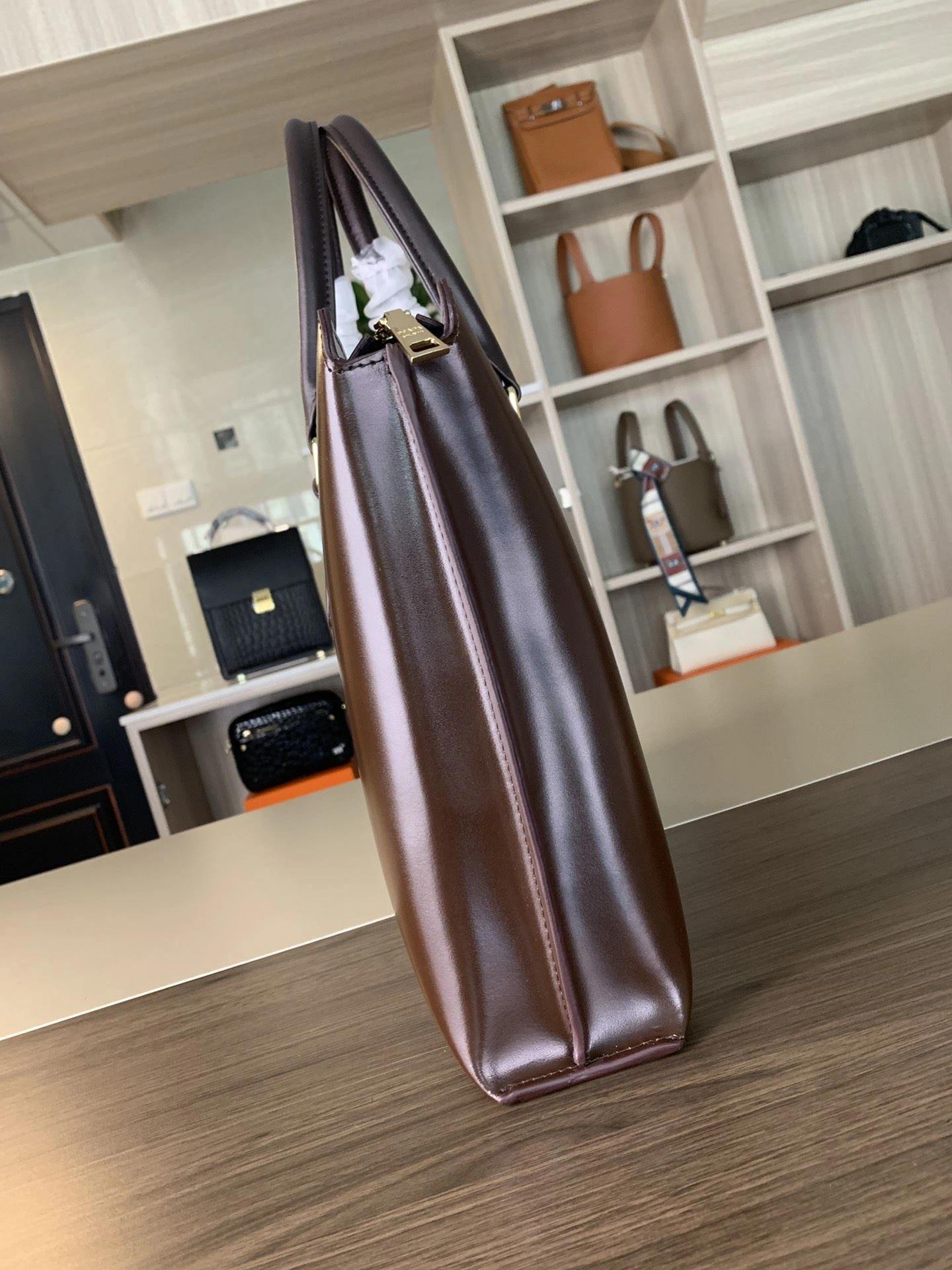 Accurate model Mens Prada Briefcases