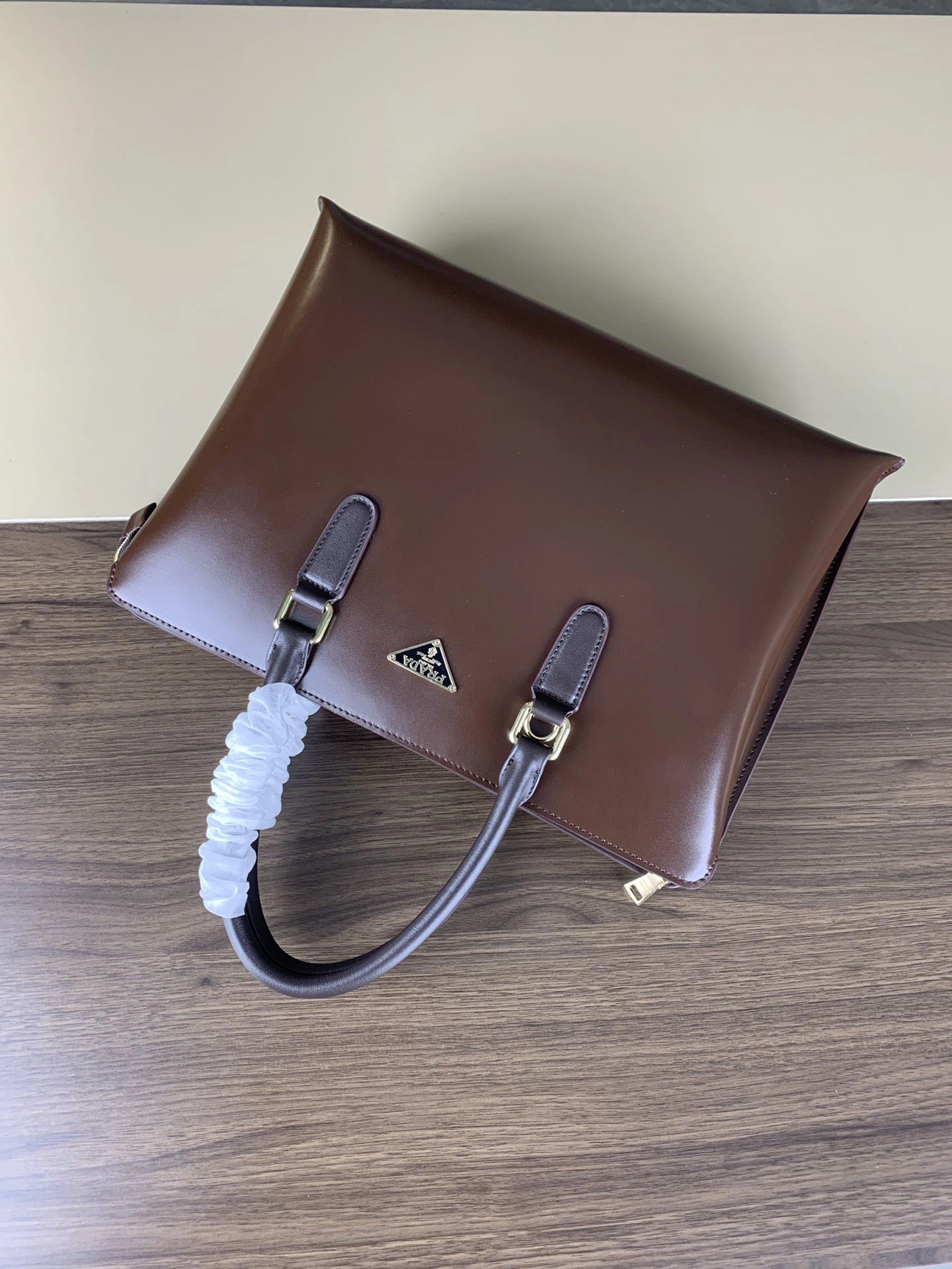 Accurate model Mens Prada Briefcases