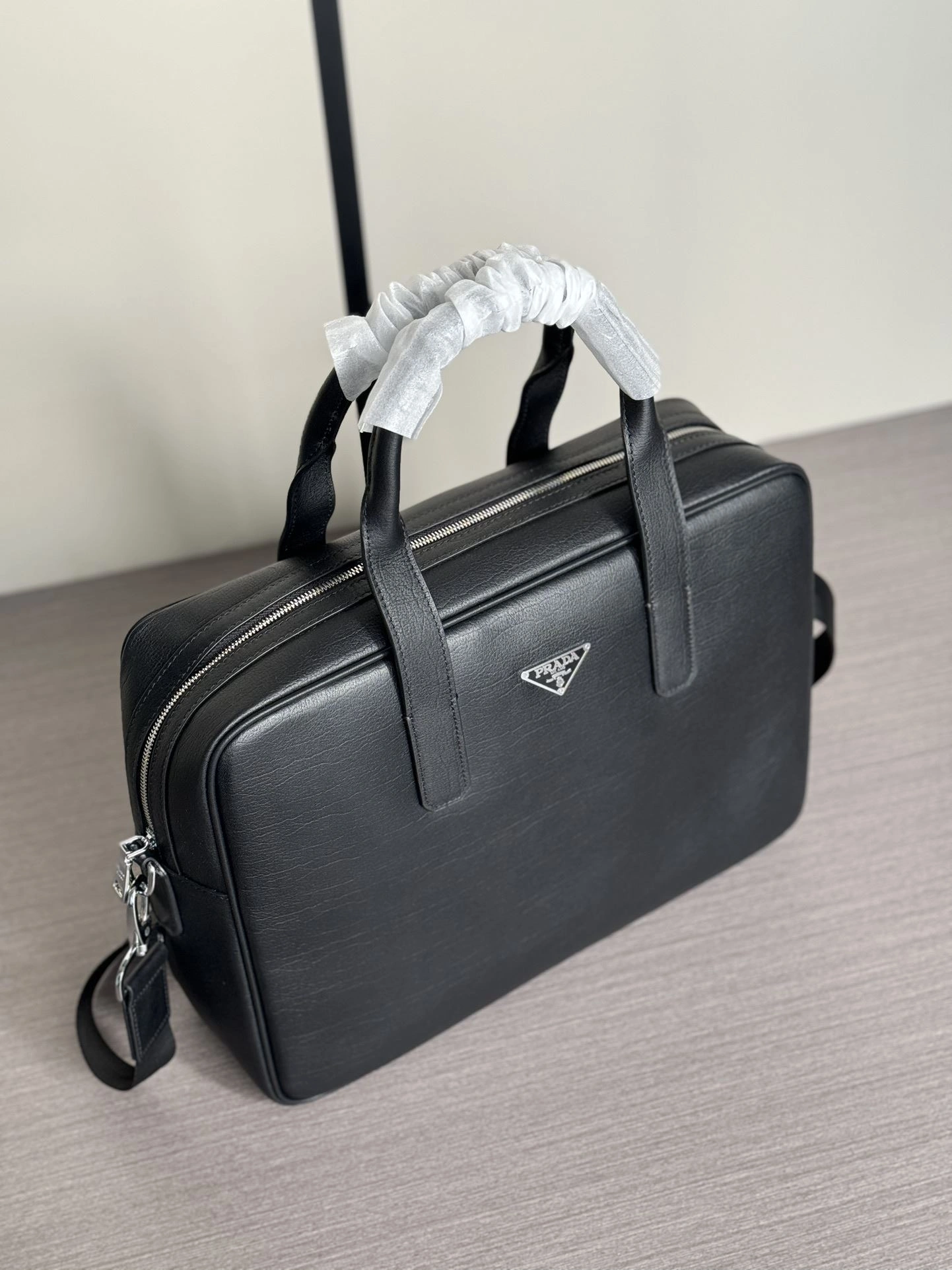 High fidelity Mens Prada Briefcases