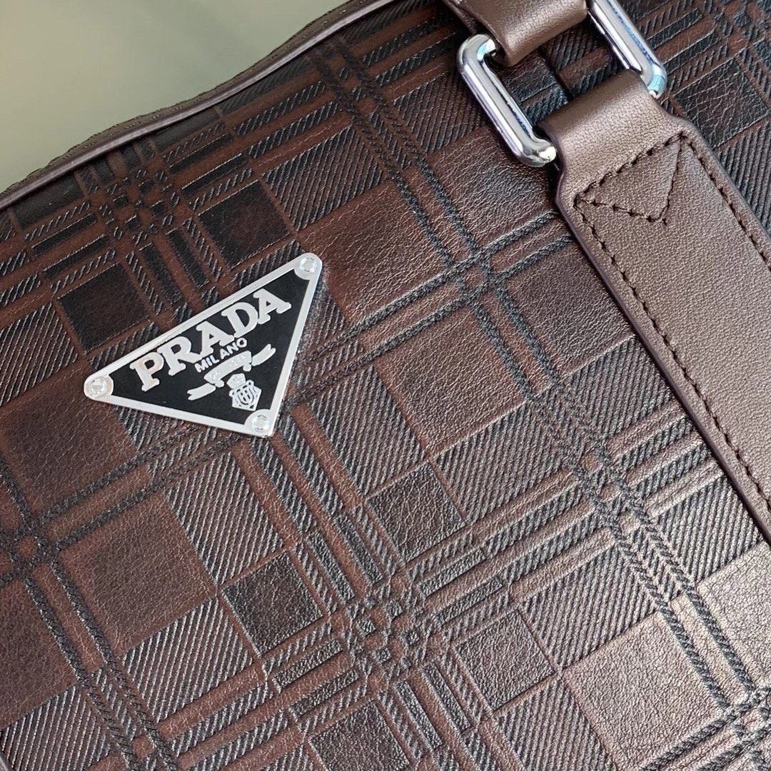 High accuracy Mens Prada Briefcases