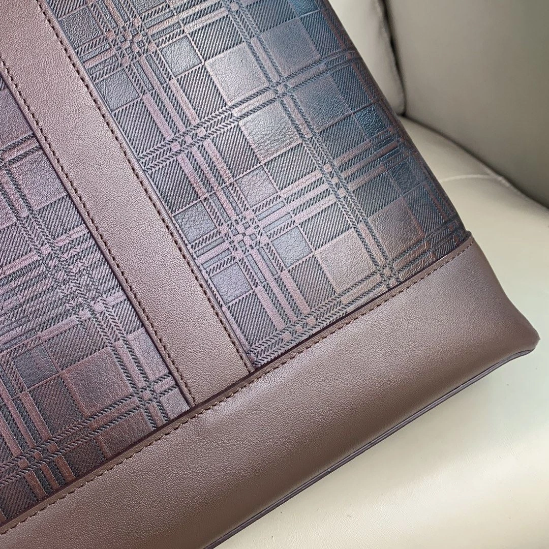 High accuracy Mens Prada Briefcases