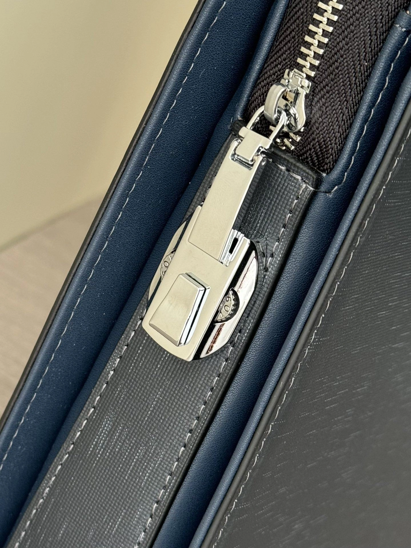 1:1 copy Mens Prada Briefcases