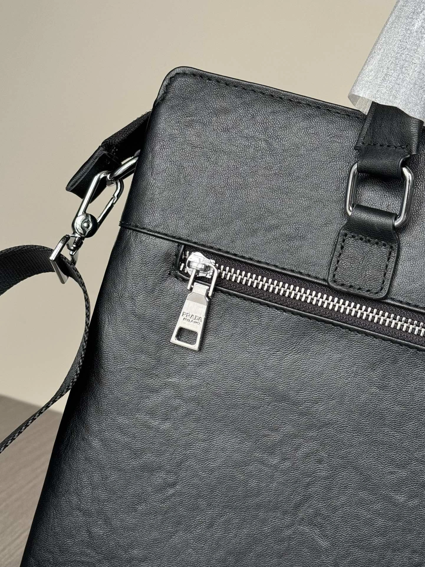 Exact replica Mens Prada Briefcases