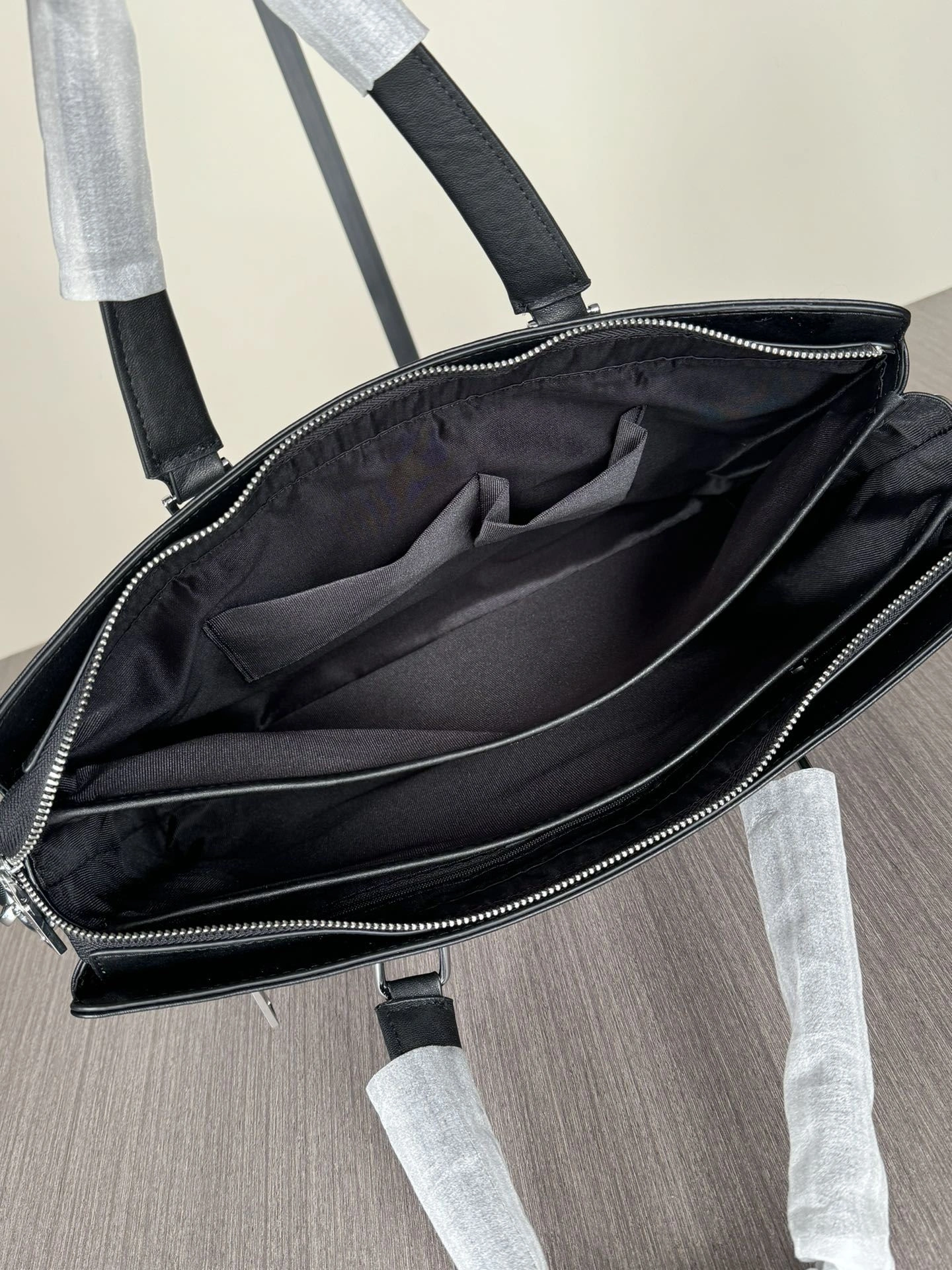 Exact replica Mens Prada Briefcases