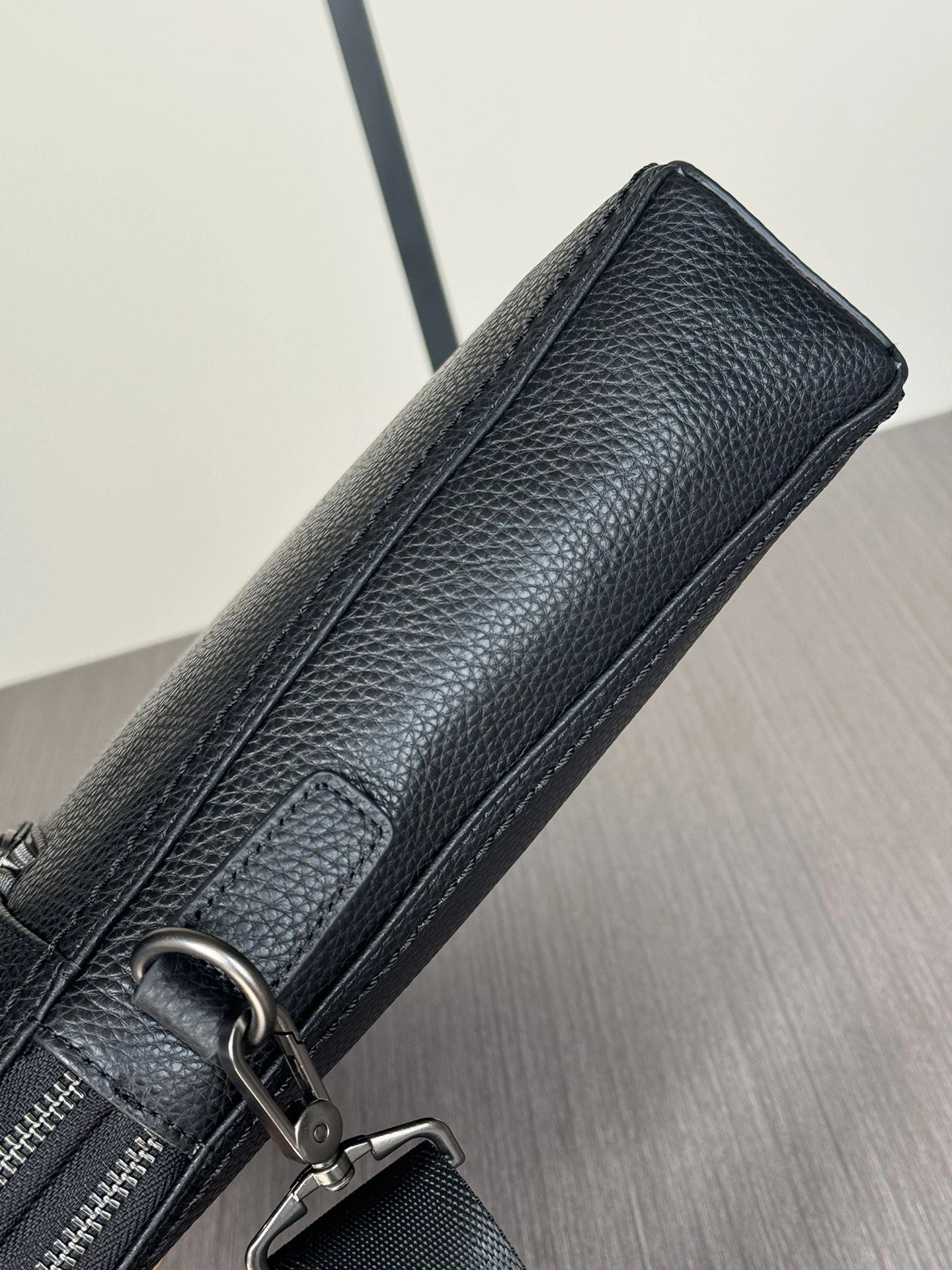 High accuracy Mens Prada Briefcases