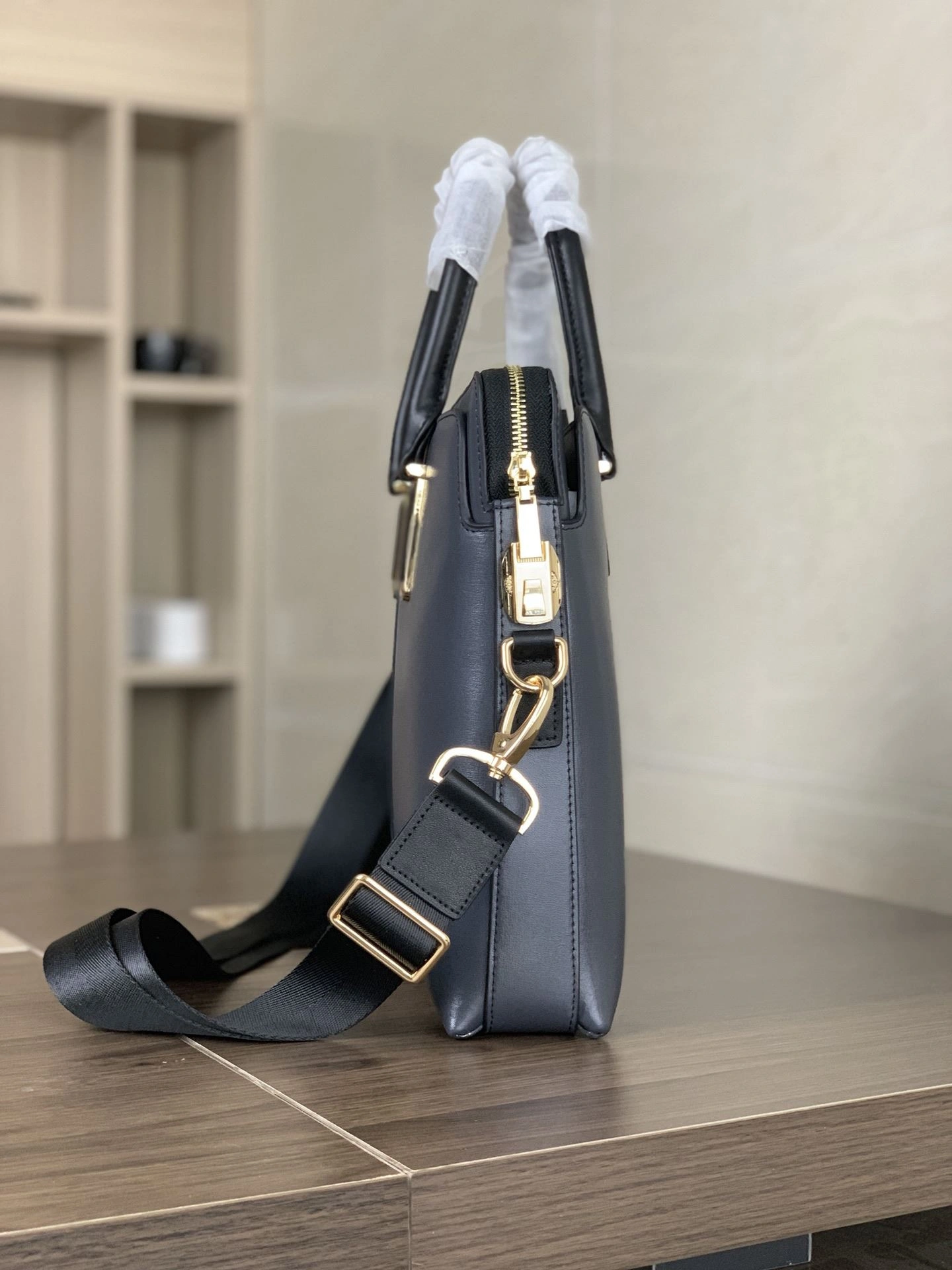 High accuracy Mens Prada Briefcases