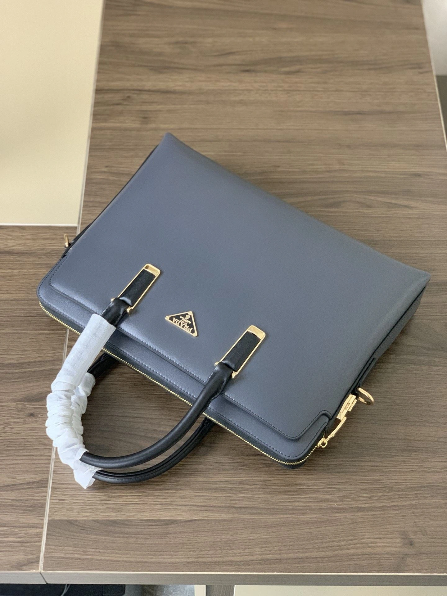 High accuracy Mens Prada Briefcases