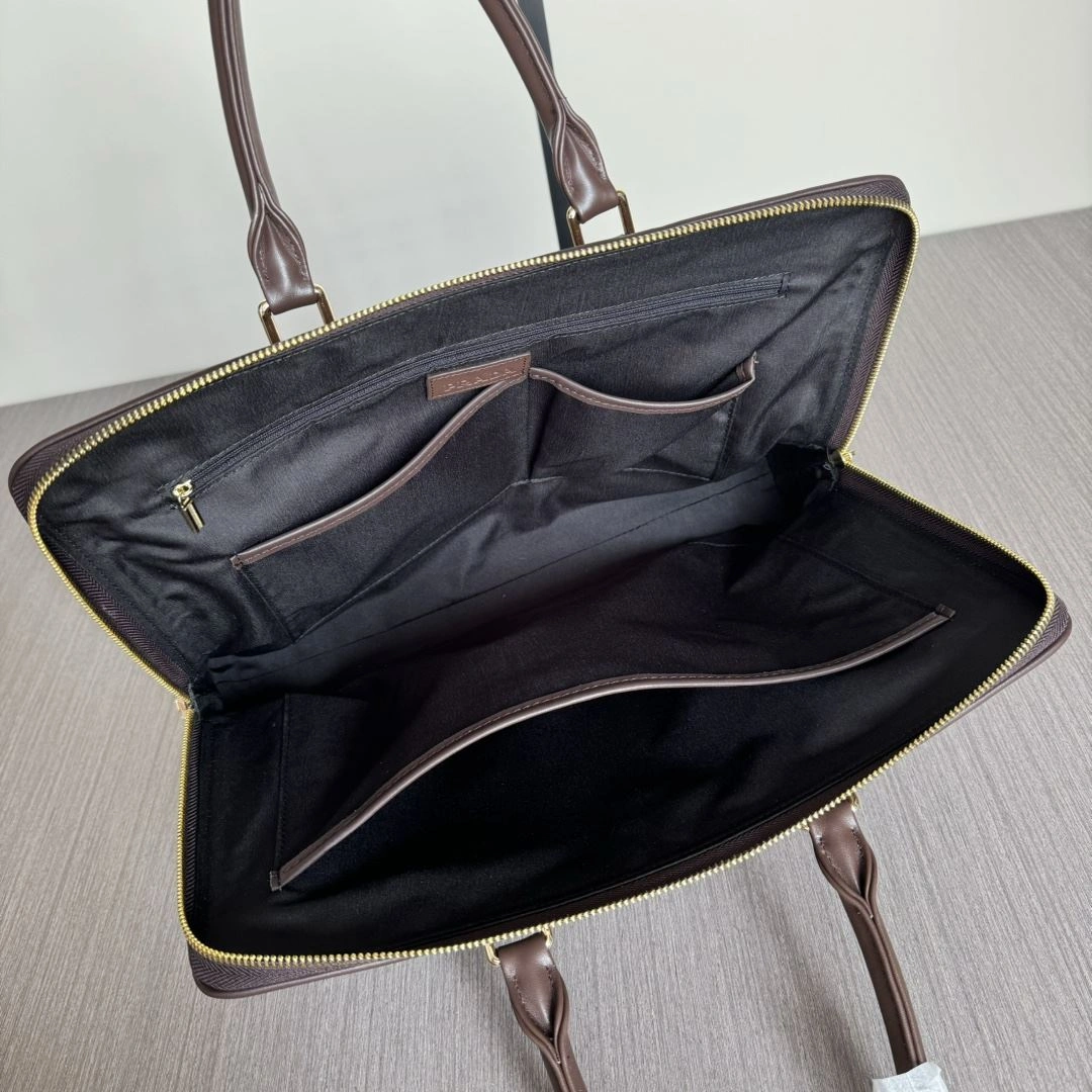 High fidelity Mens Prada Briefcases