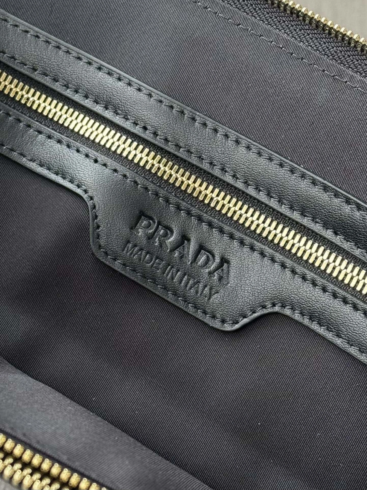 Exact replica Mens Prada Briefcases